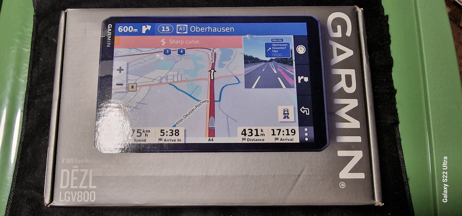 Garmin Dezel LGV800