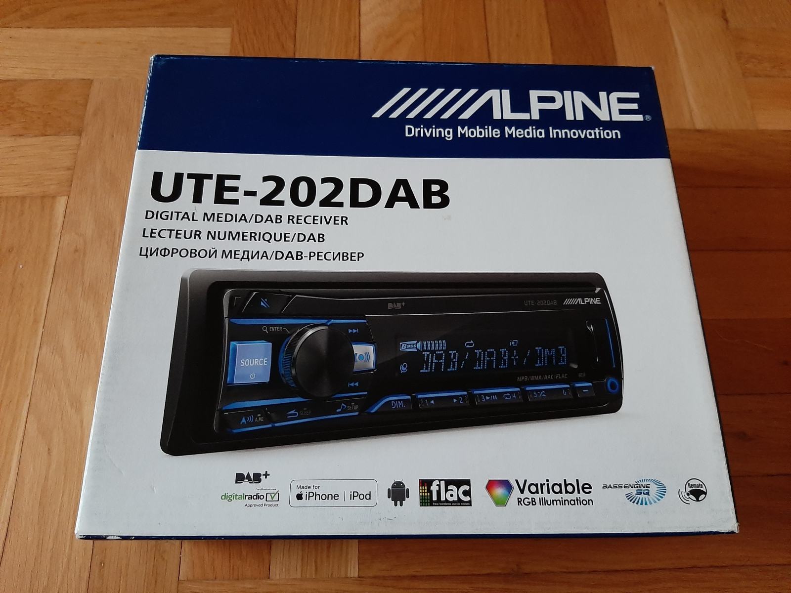 Autoradio Alpine UTE-202DAB FM, DAB+, USB