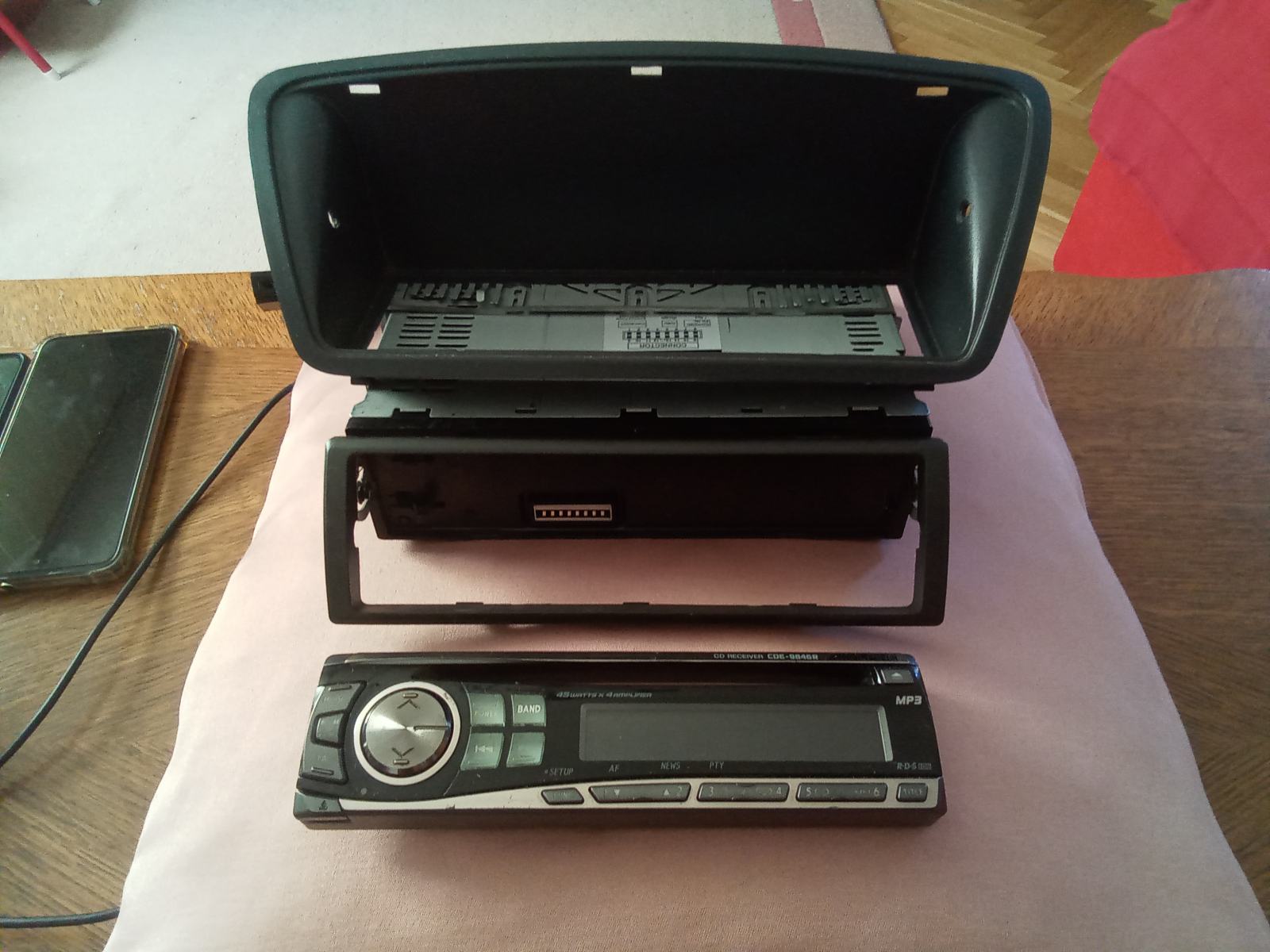 CD AUTO RADIO ALPINE CDE 9846 R