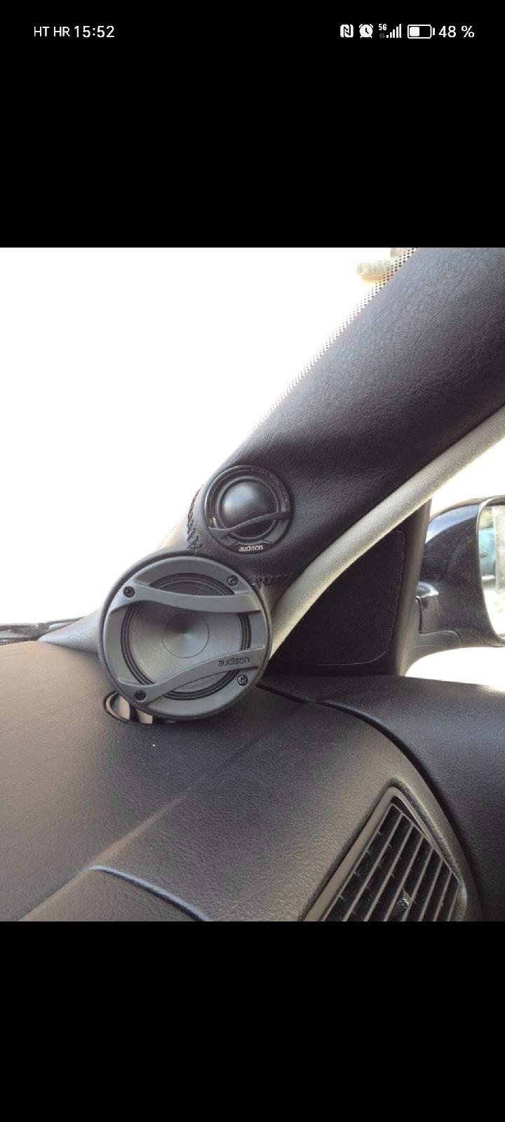 Golf mk4 5v - A stupovi, dupli pod i kutija u boku