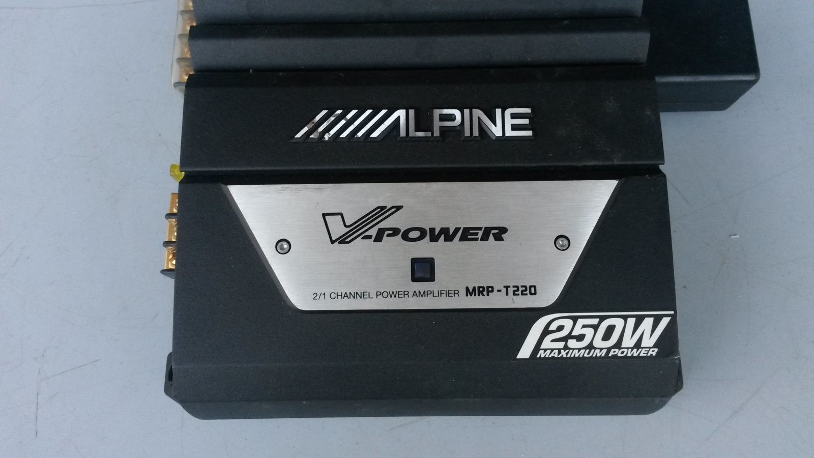 Alpine pojačalo i Sub Type E10