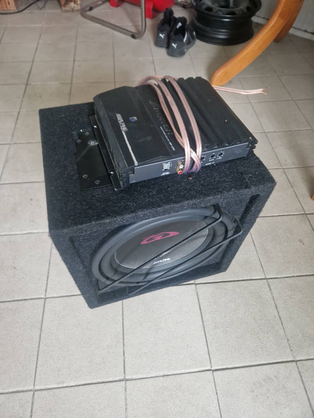 Alpine Subwoofer + pojačalo