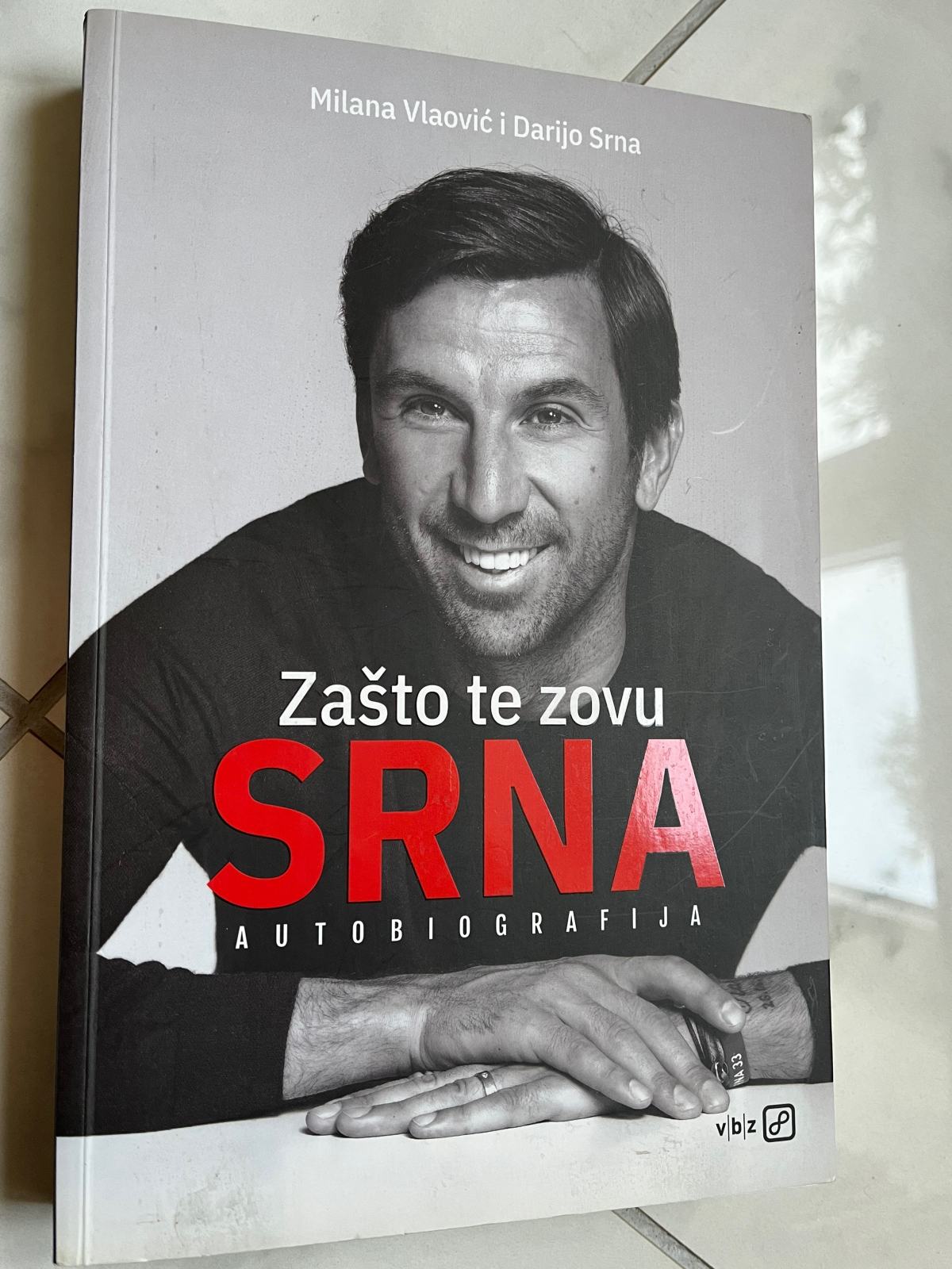 Vlaović, Srna, ZAŠTO TE ZOVU SRNA Autobiografija
