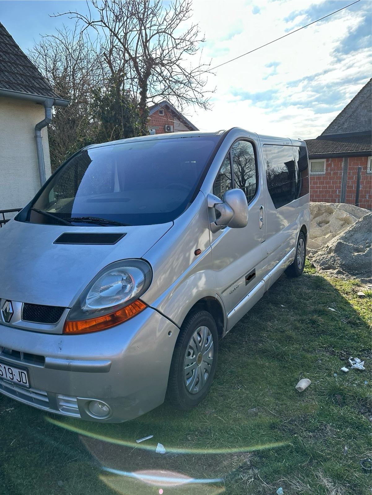 Renault trafic, 2004 god.