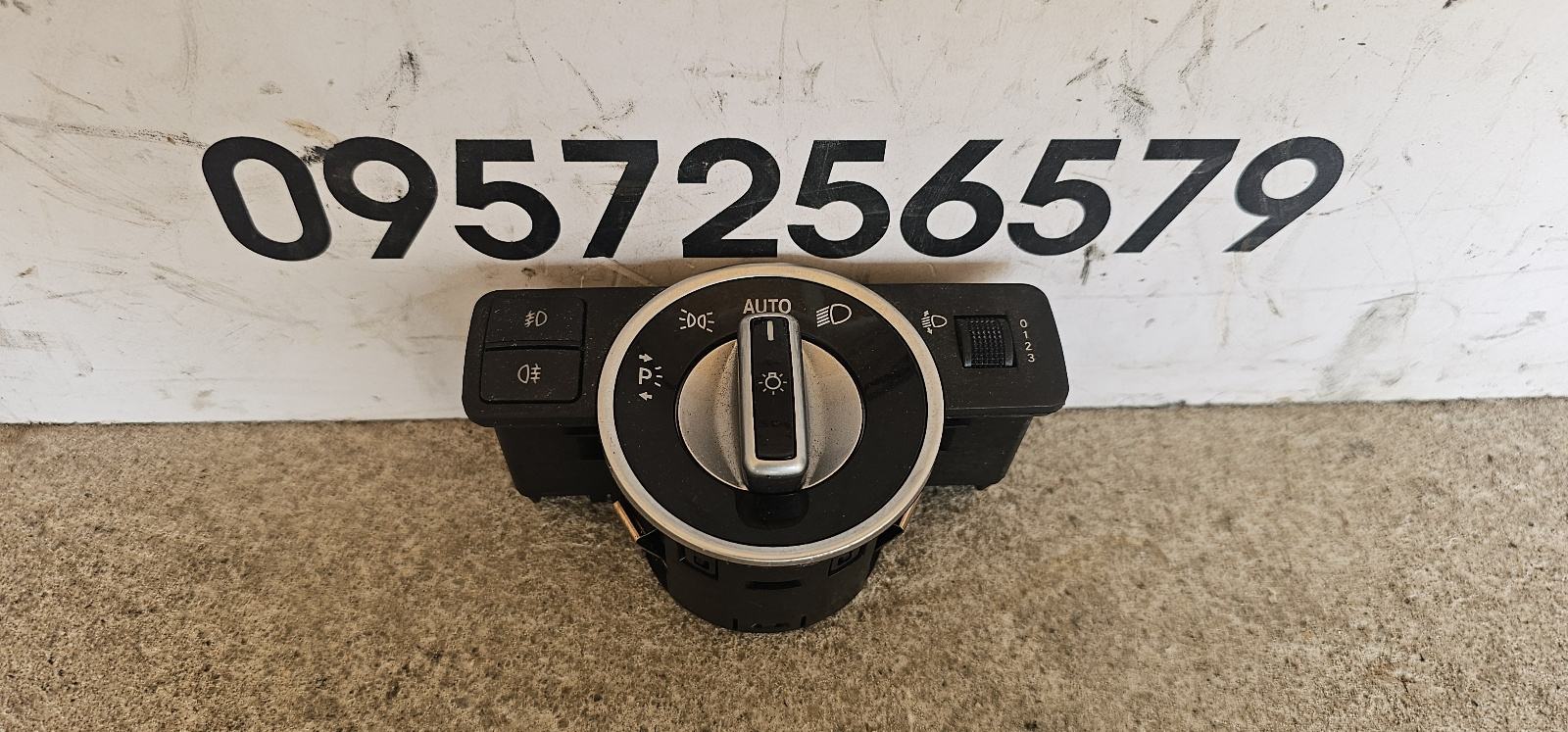 A2049053003 PREKIDAC ZA SVJETLA W204 C KLASA MERCEDES