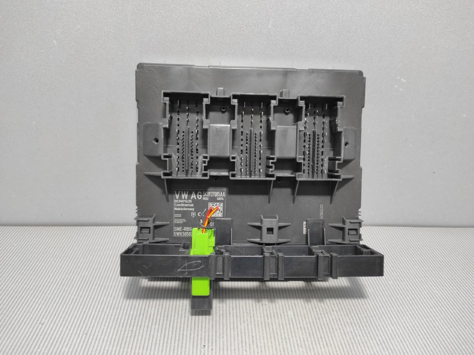 BCM ELEKTRONIKA VW CADDY > 10-15 5K0937085AA