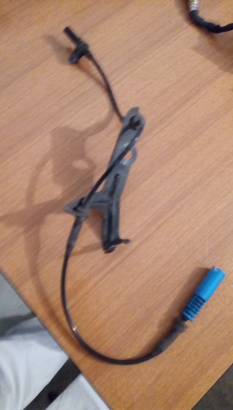 Bmw e60 e61 abs senzor,prednji original bmw