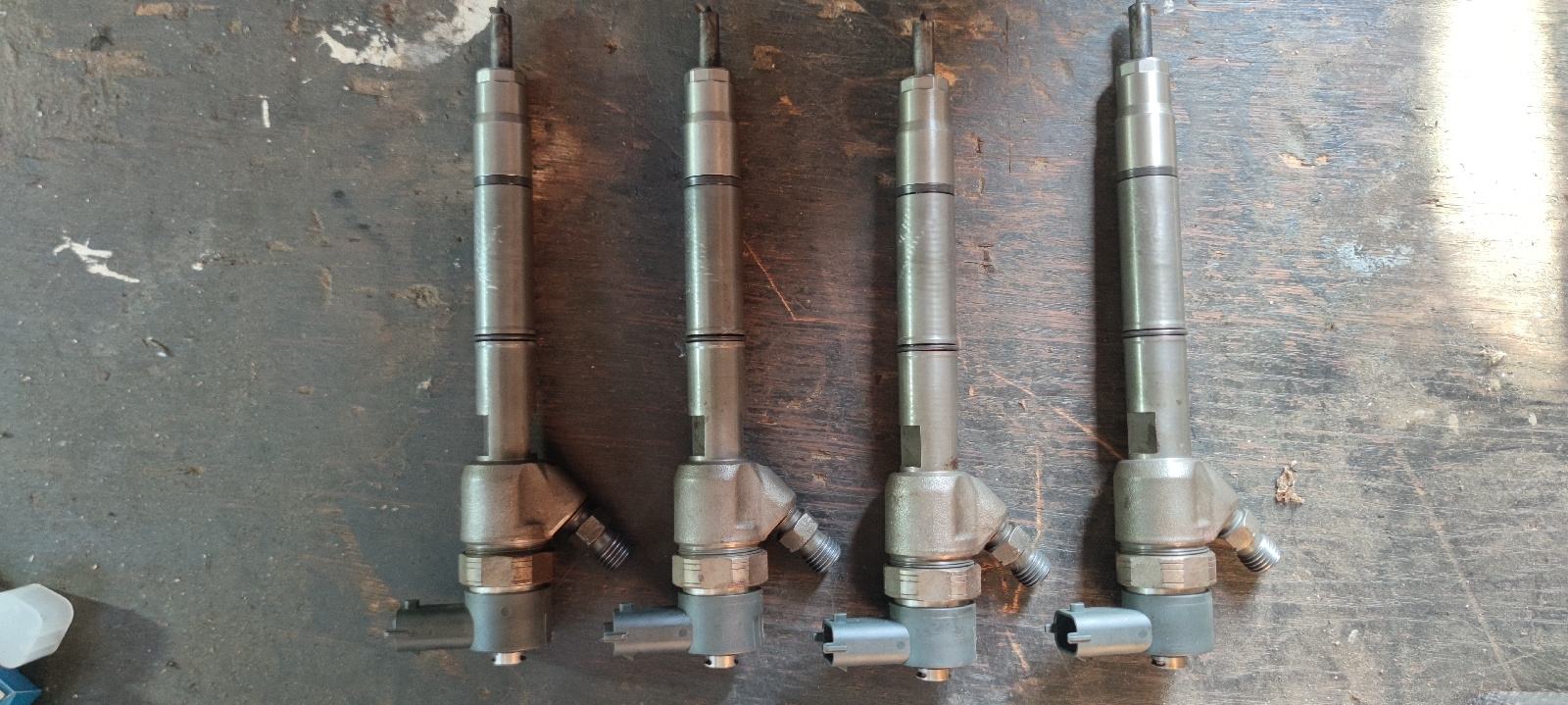 Bosch injektori Hyundai/Kia 0445110320