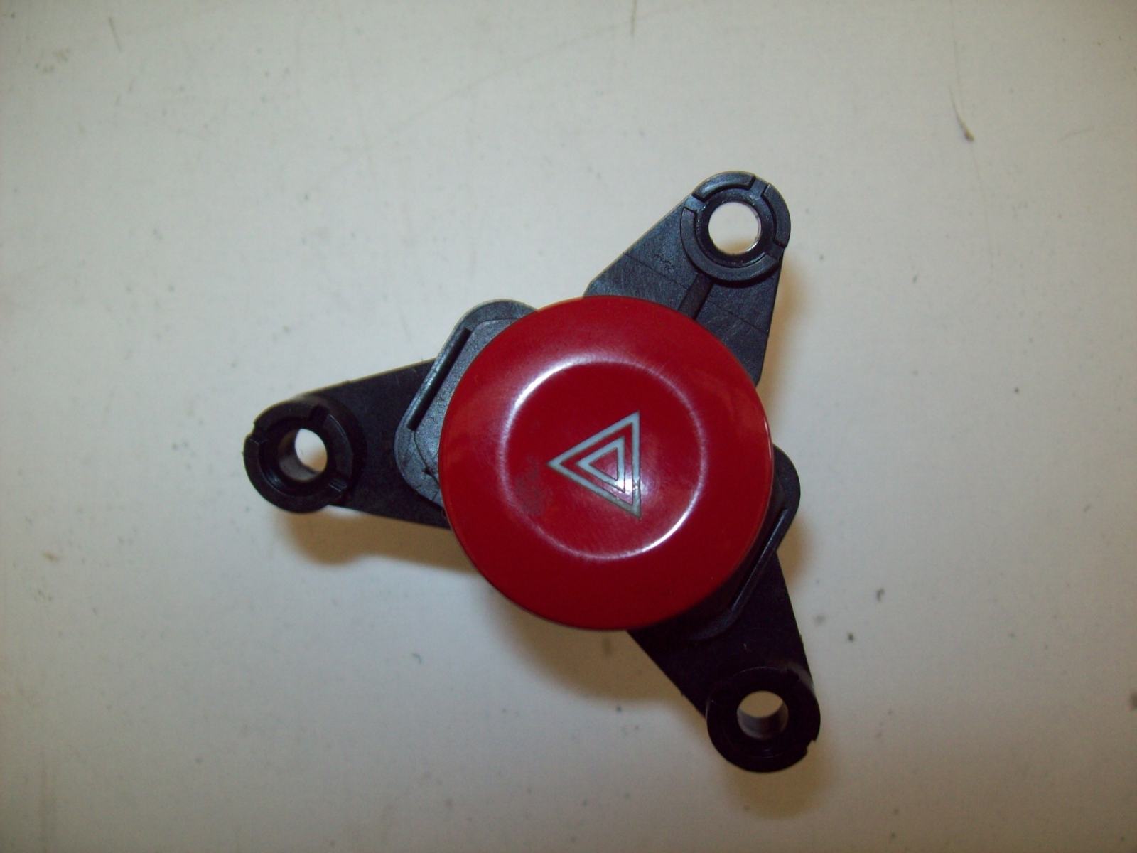 Chevrolet Spark [0.8] Prekidač za sva 4 žmiavca