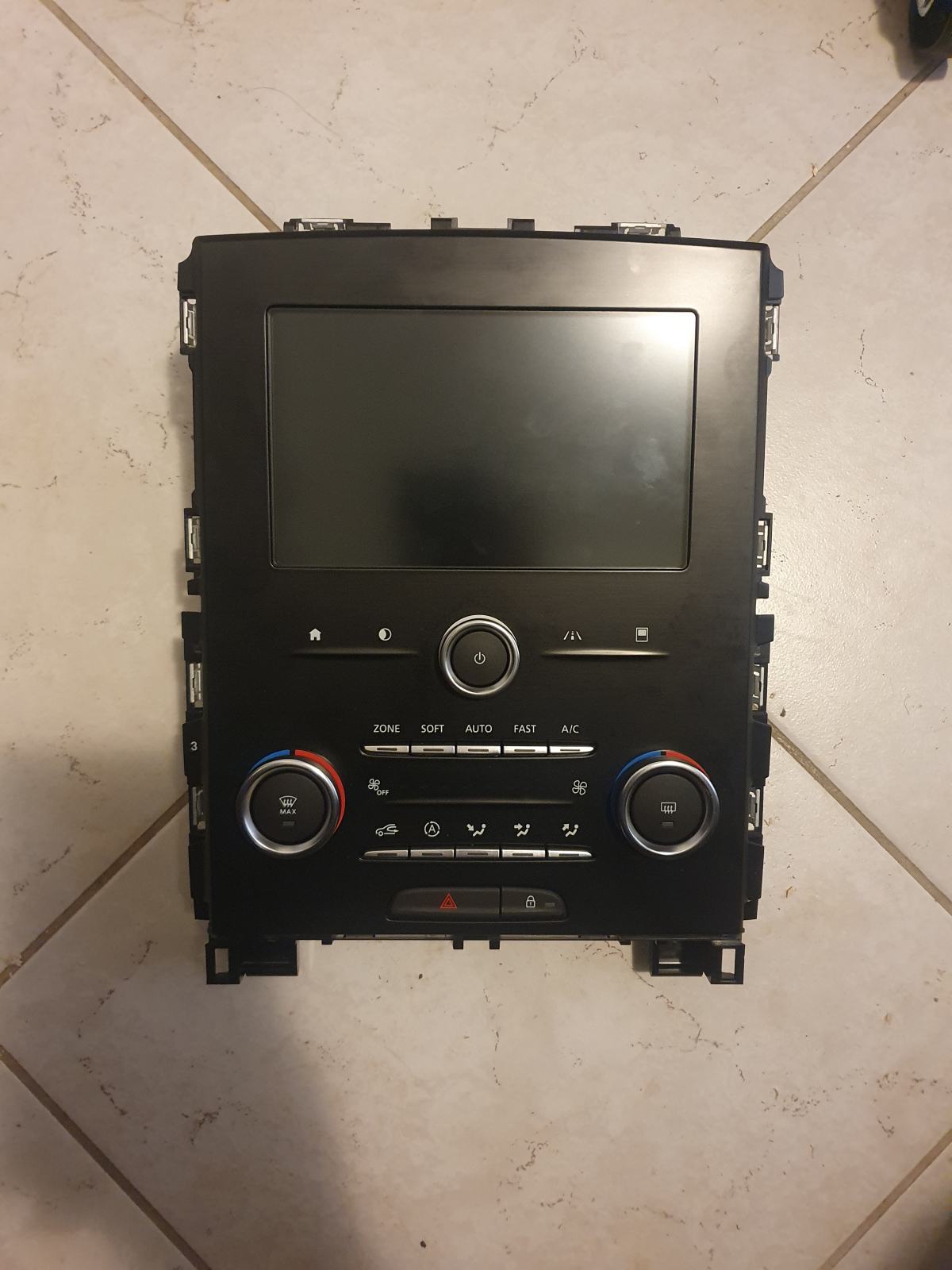 Display/ multimedija Megane 4 IV