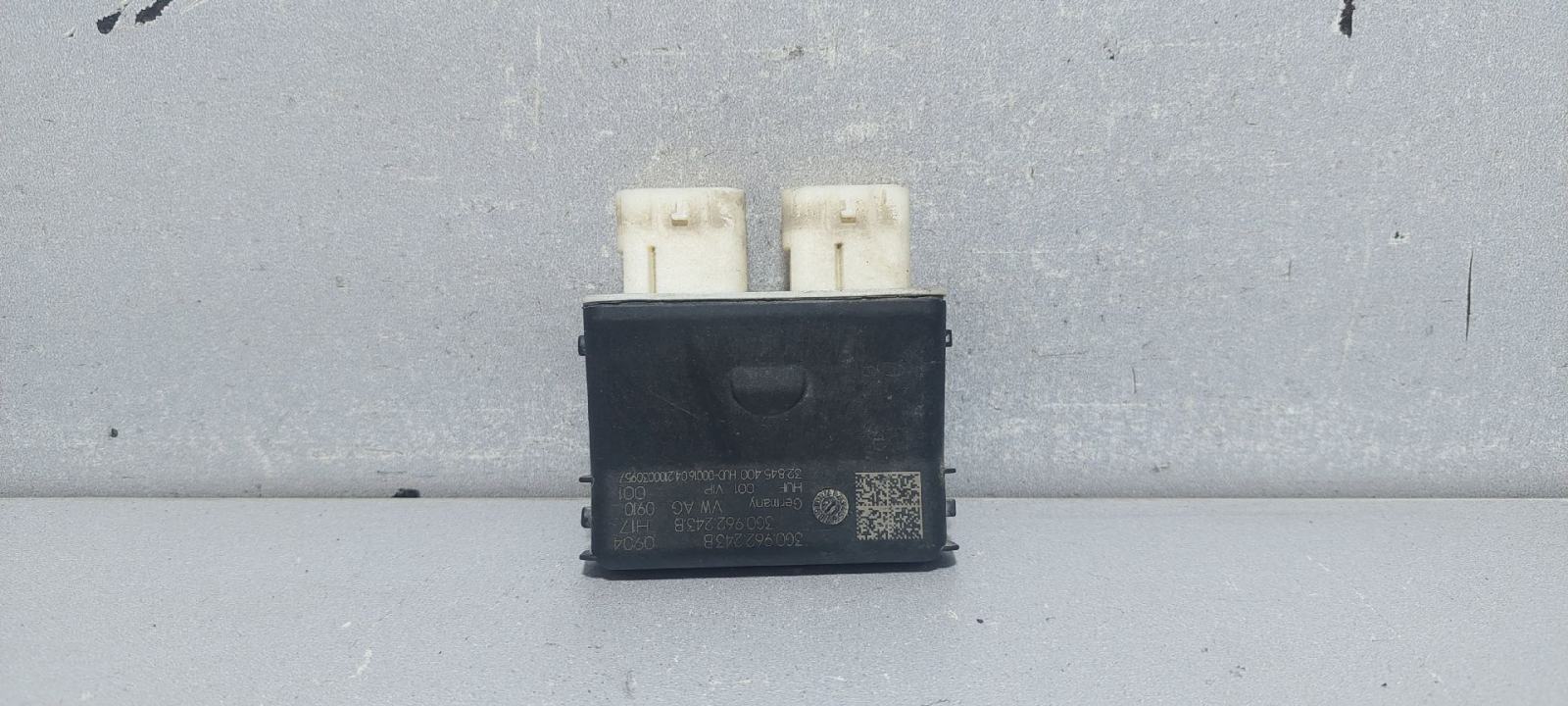 ELEKTRONIKA MODUL VRATA SKODA KAROQ > 17- 3G0962243B