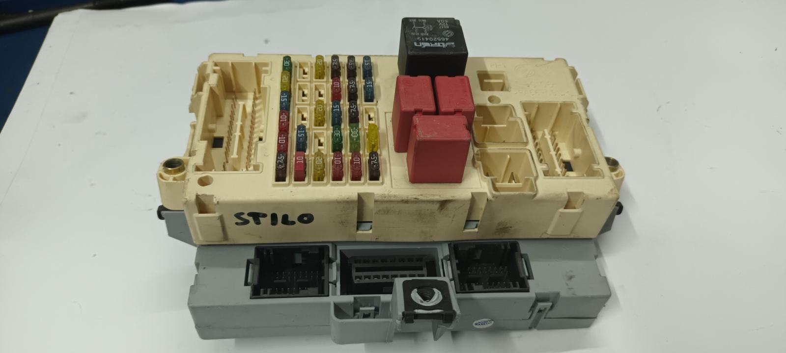 Fiat Stilo kutija osiguraca-modul 46797609