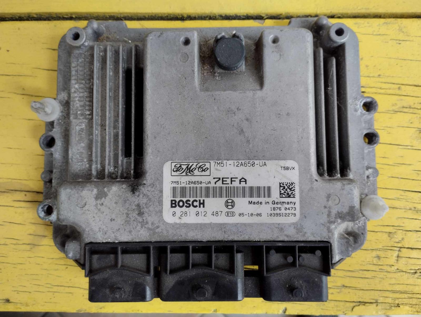 Ford CMax 16 tdci-80 kW Bosch 7M51-12A650-UA kompjuter
