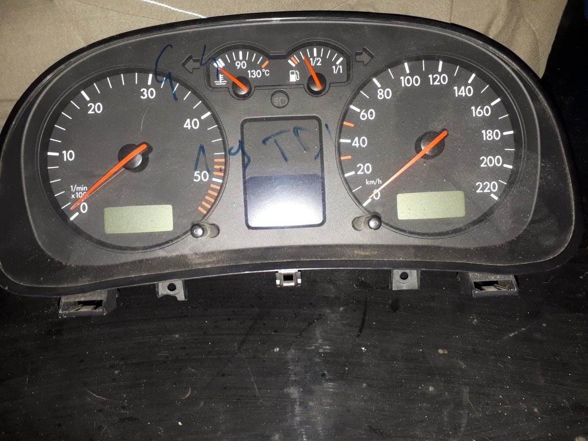 Golf 4 Bora instrument ploca