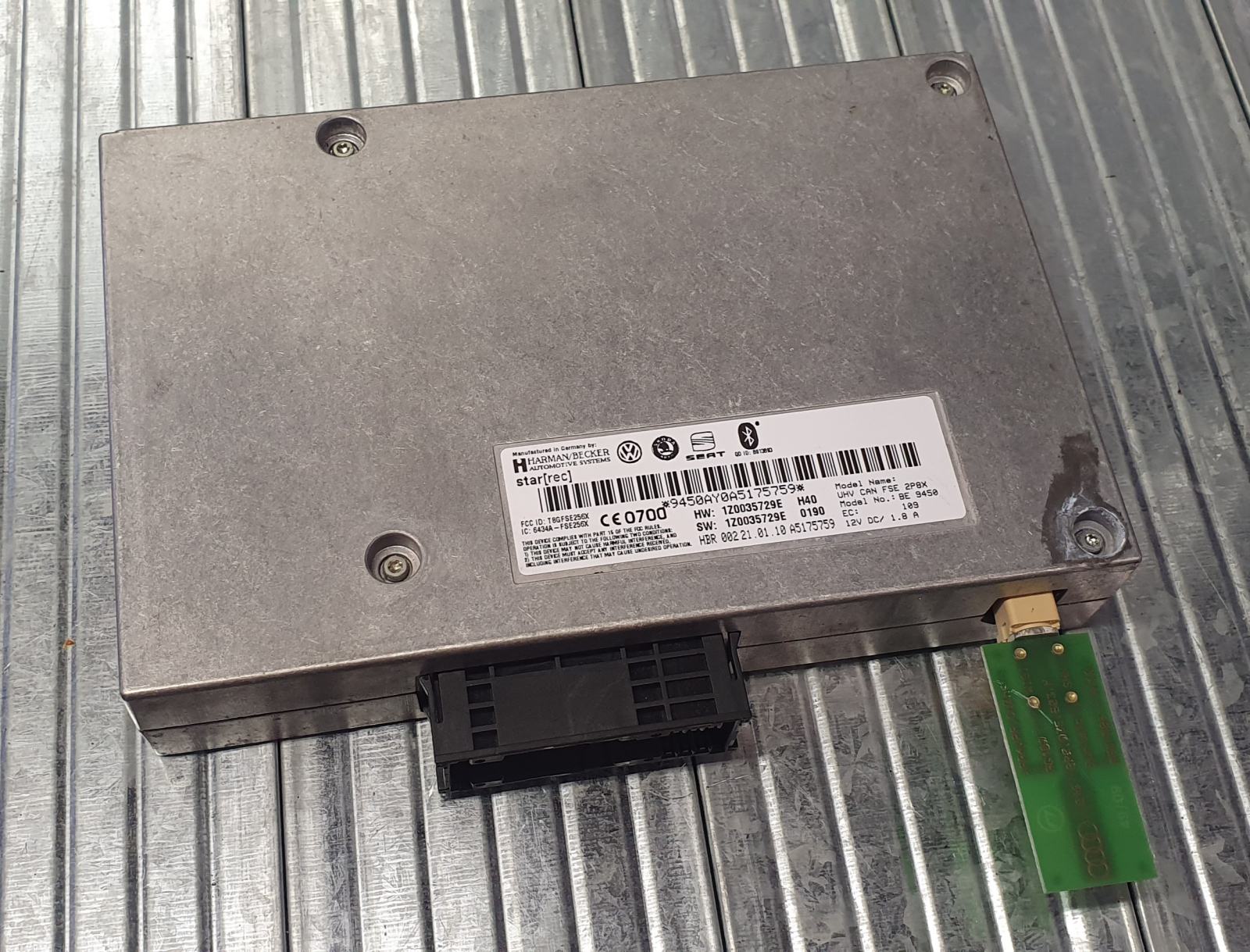 HARMAN BECKER VW AUDI ŠKODA SEAT BLUETOOTH INTERFACEBOX