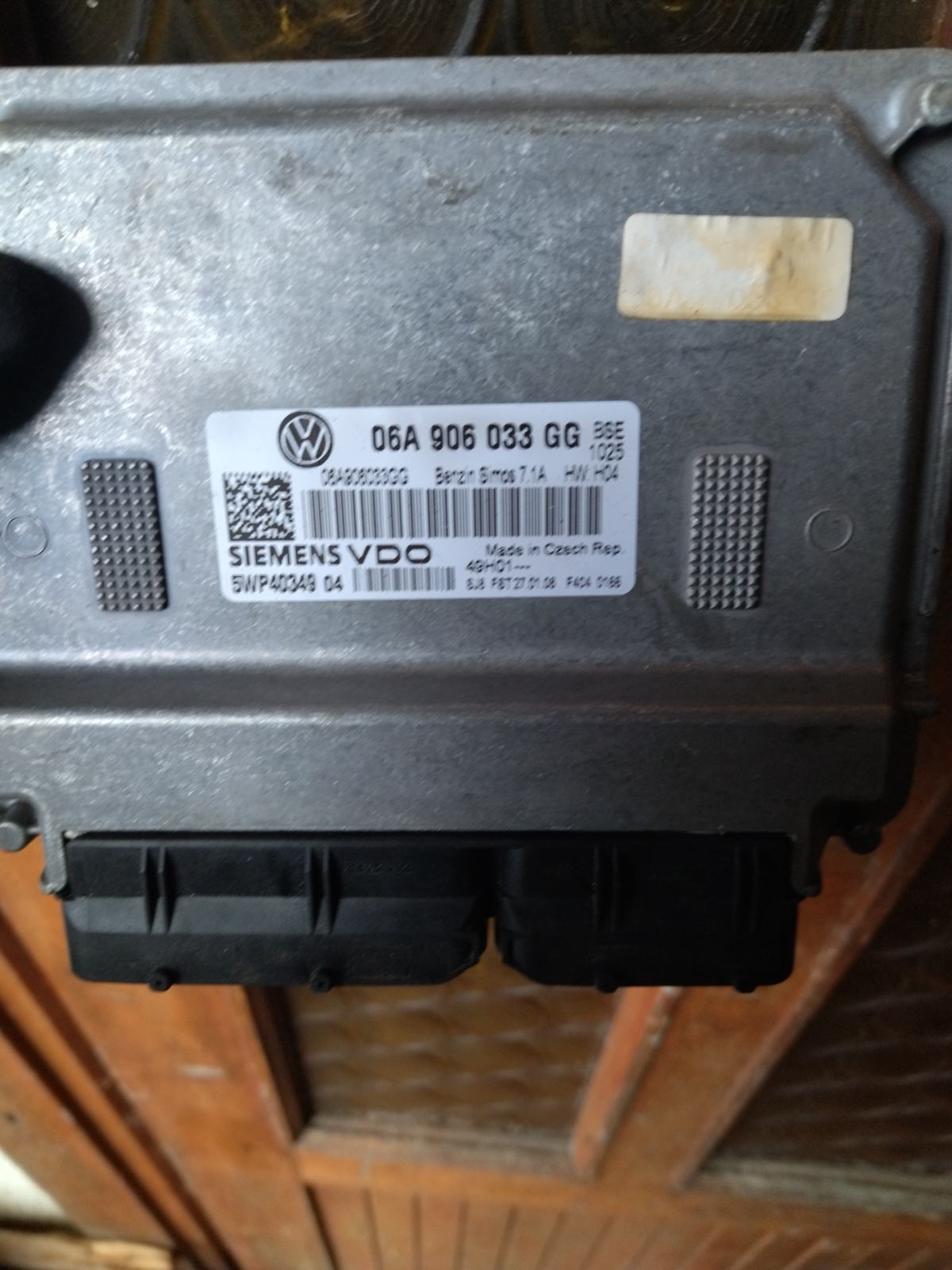 Kompjuter golf 5 1.6 bse 06A906033GG