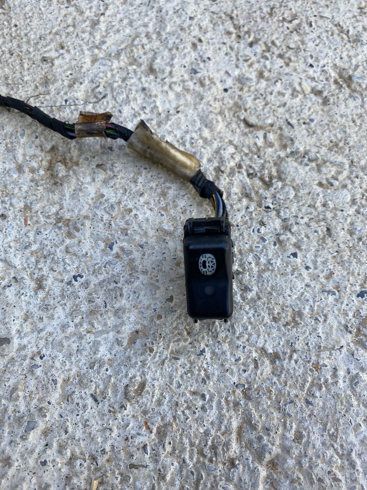 Mercedes ASR prekidac