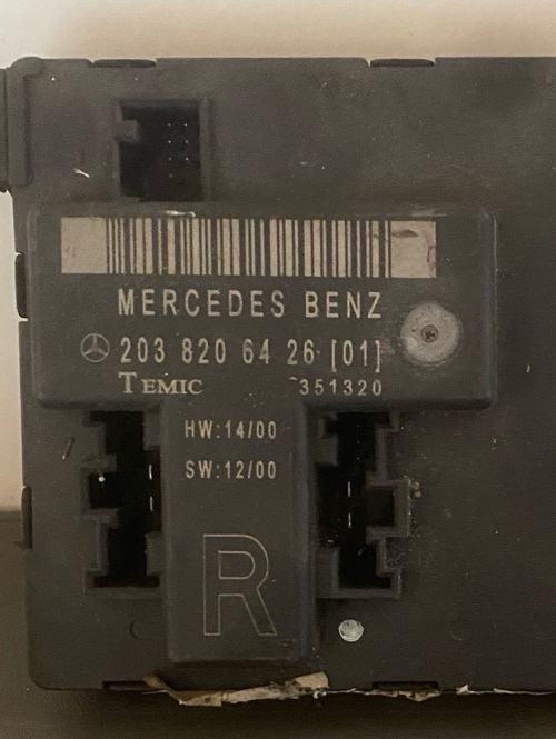 Mercedes C klasa w203 SAM modul vrata 203 820 64 26