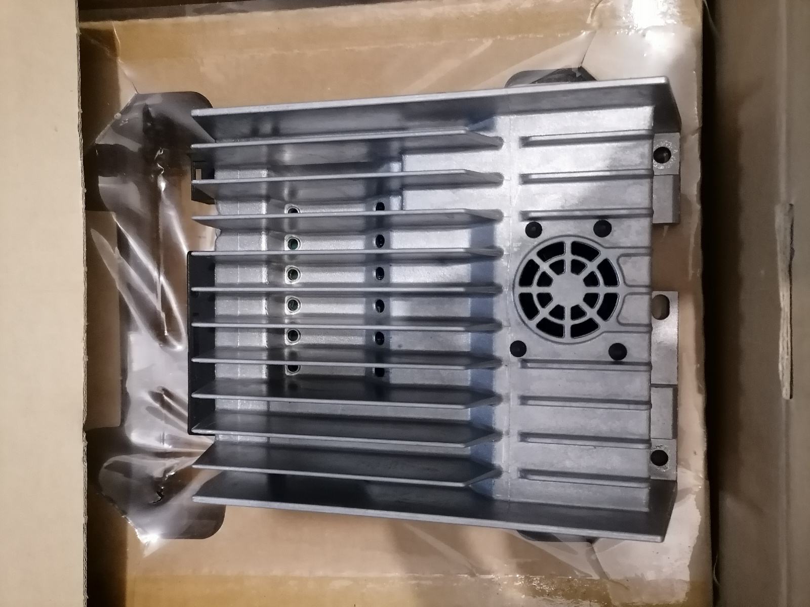 Mercedes Harman M034 pojačalo