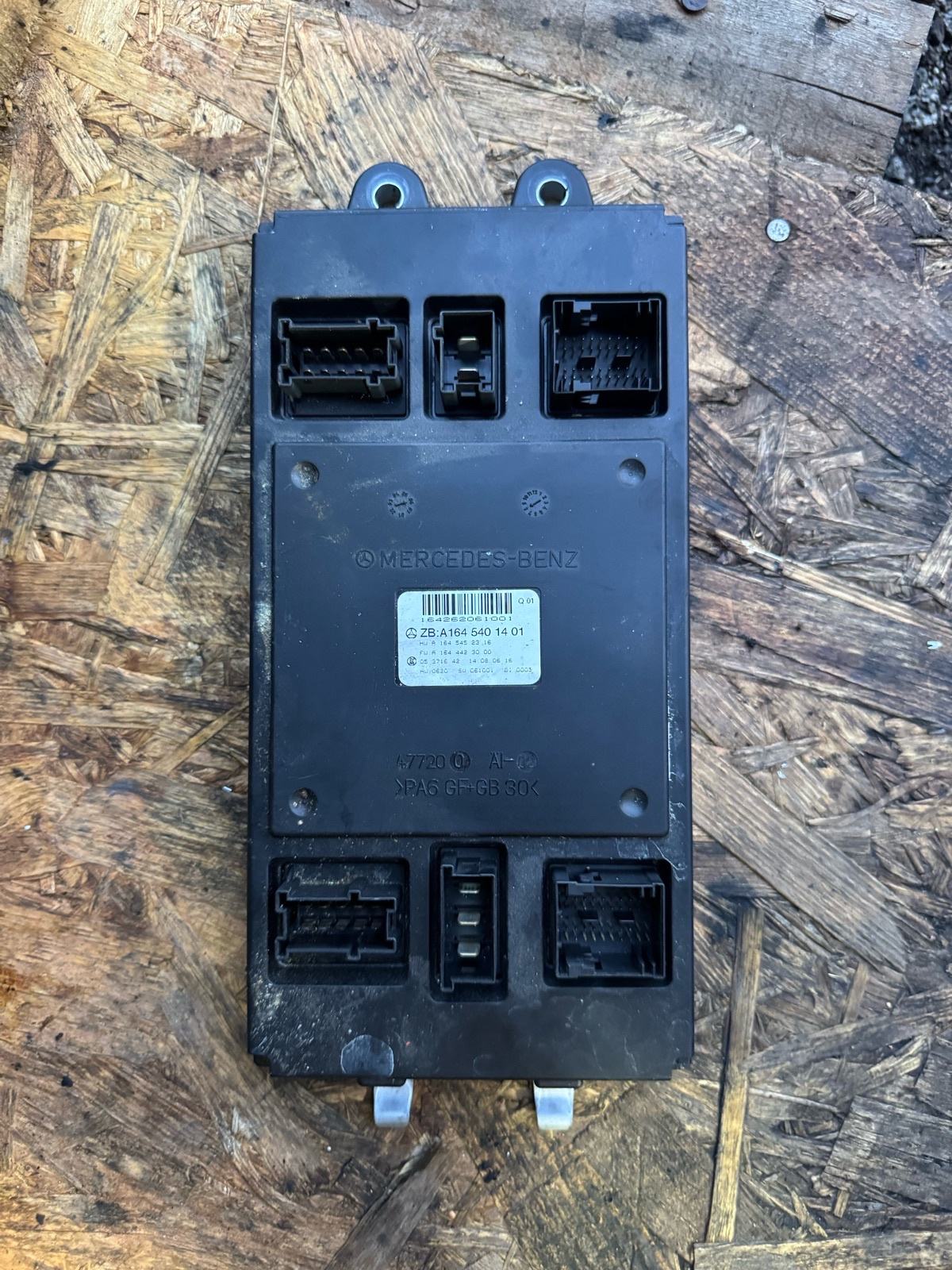 MERCEDES ML W164 FRONT SAM MODUL