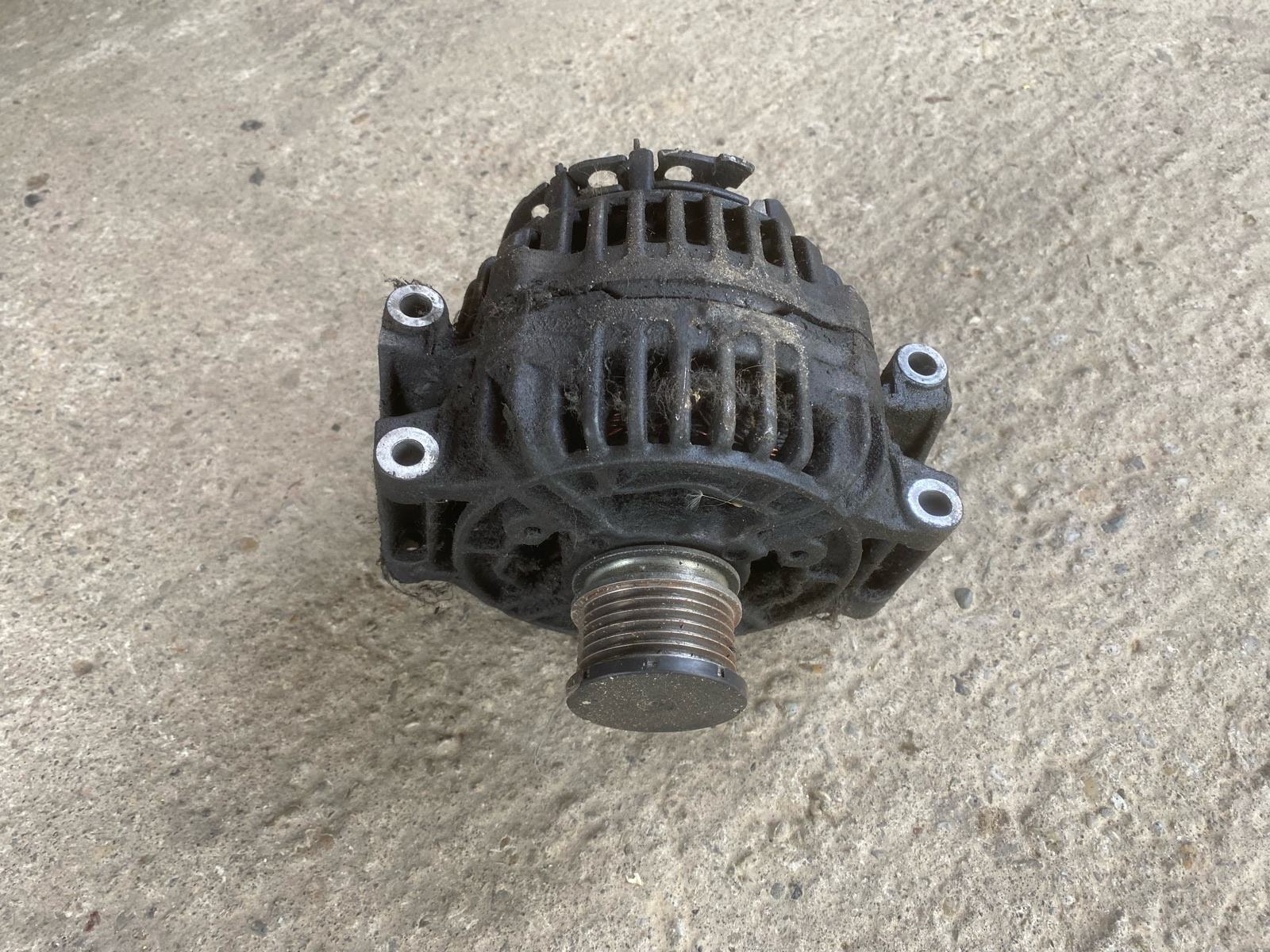 Mercedes w210 w202 E i C klasa alternator om611 motor