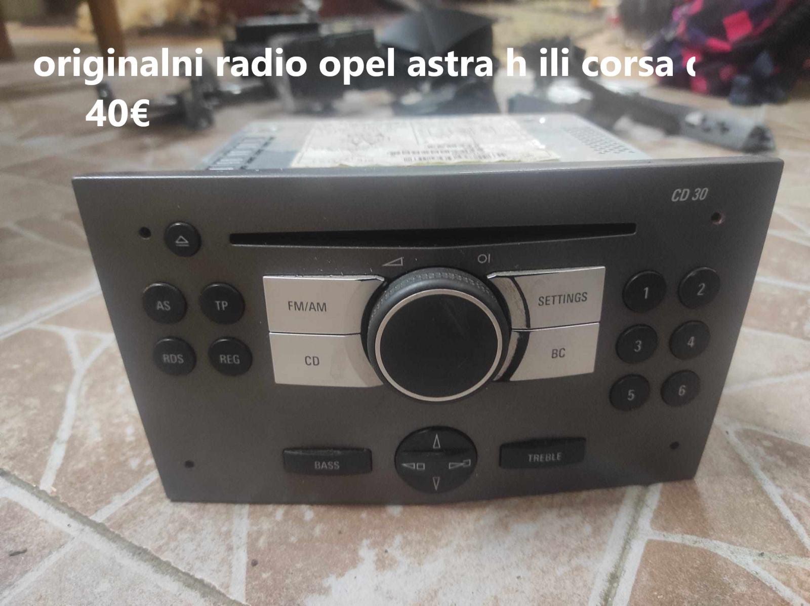 originalni radio opel astra h ili corsa d