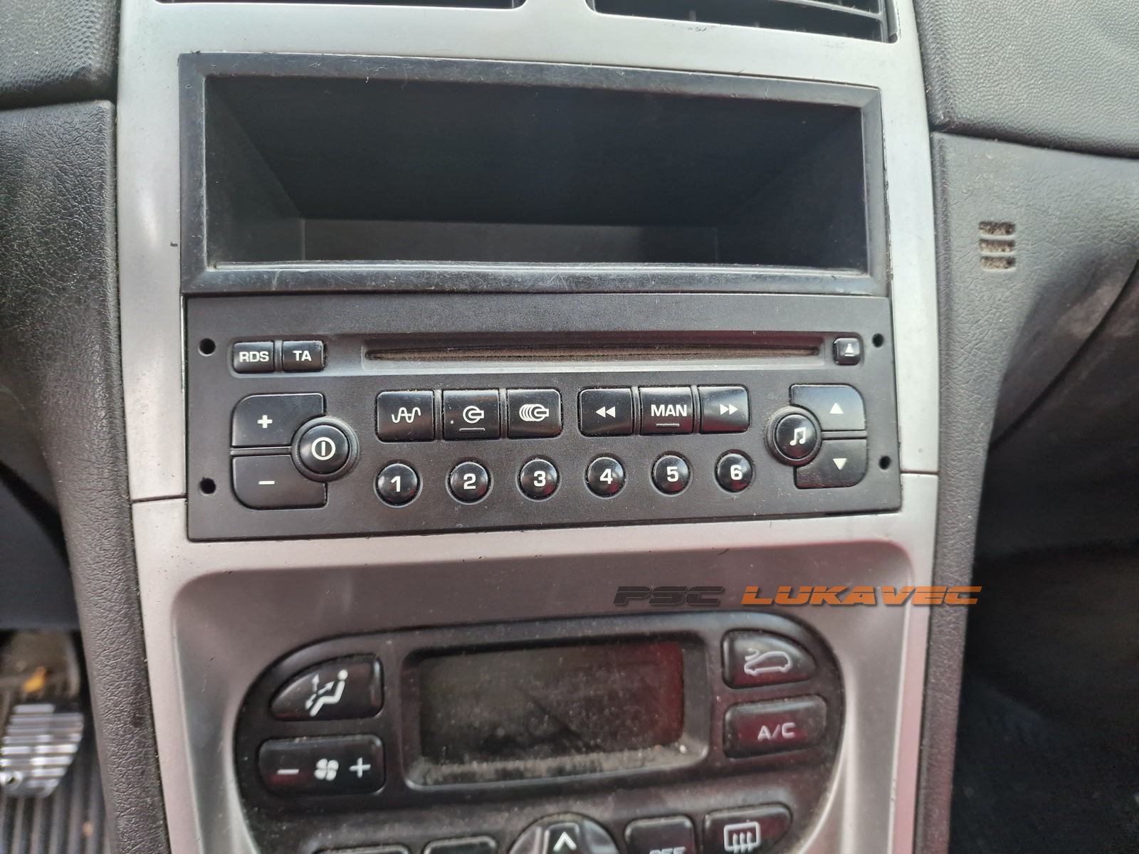 PEUGEOT 307 SW CD RADIO