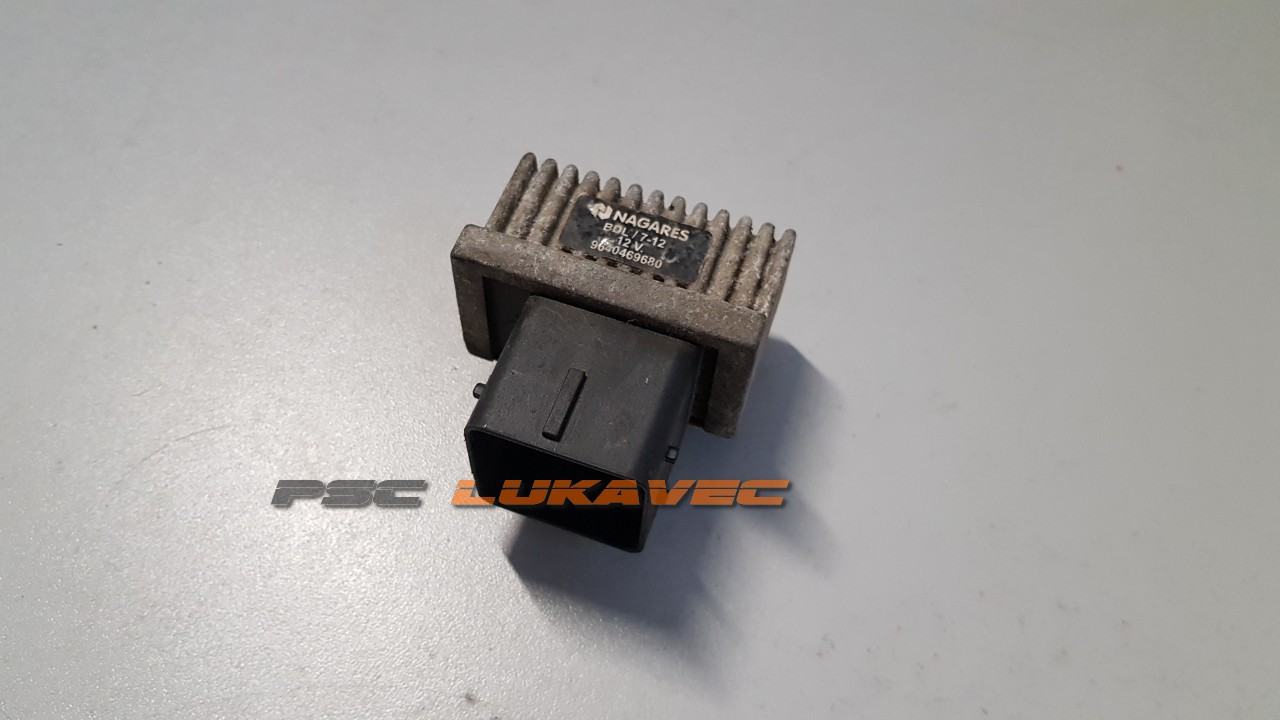 NISSAN QASHQAI RELEJ GRIJAČA QASHQAI MODUL GRIJAČA 9640469680