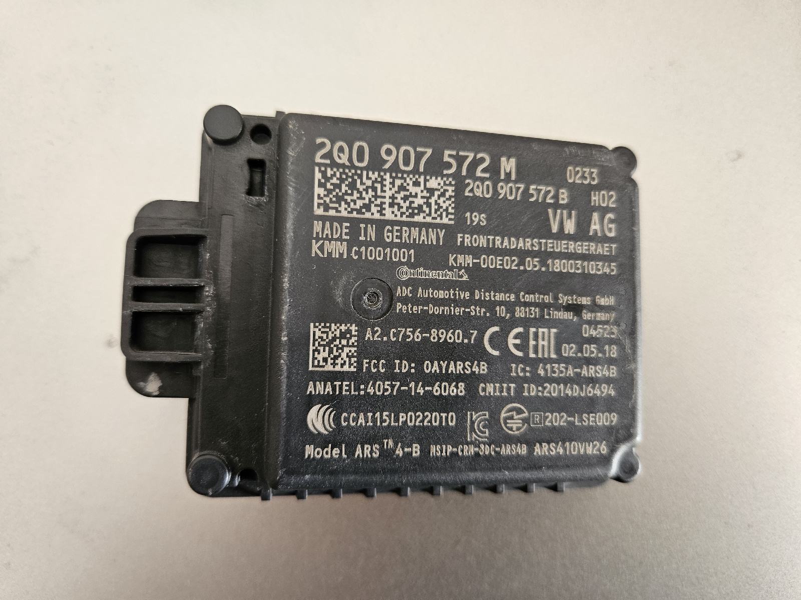 RADAR FRONT ASSIST 2Q0907572M / 2Q0907572B ** SEAT ŠKODA VW