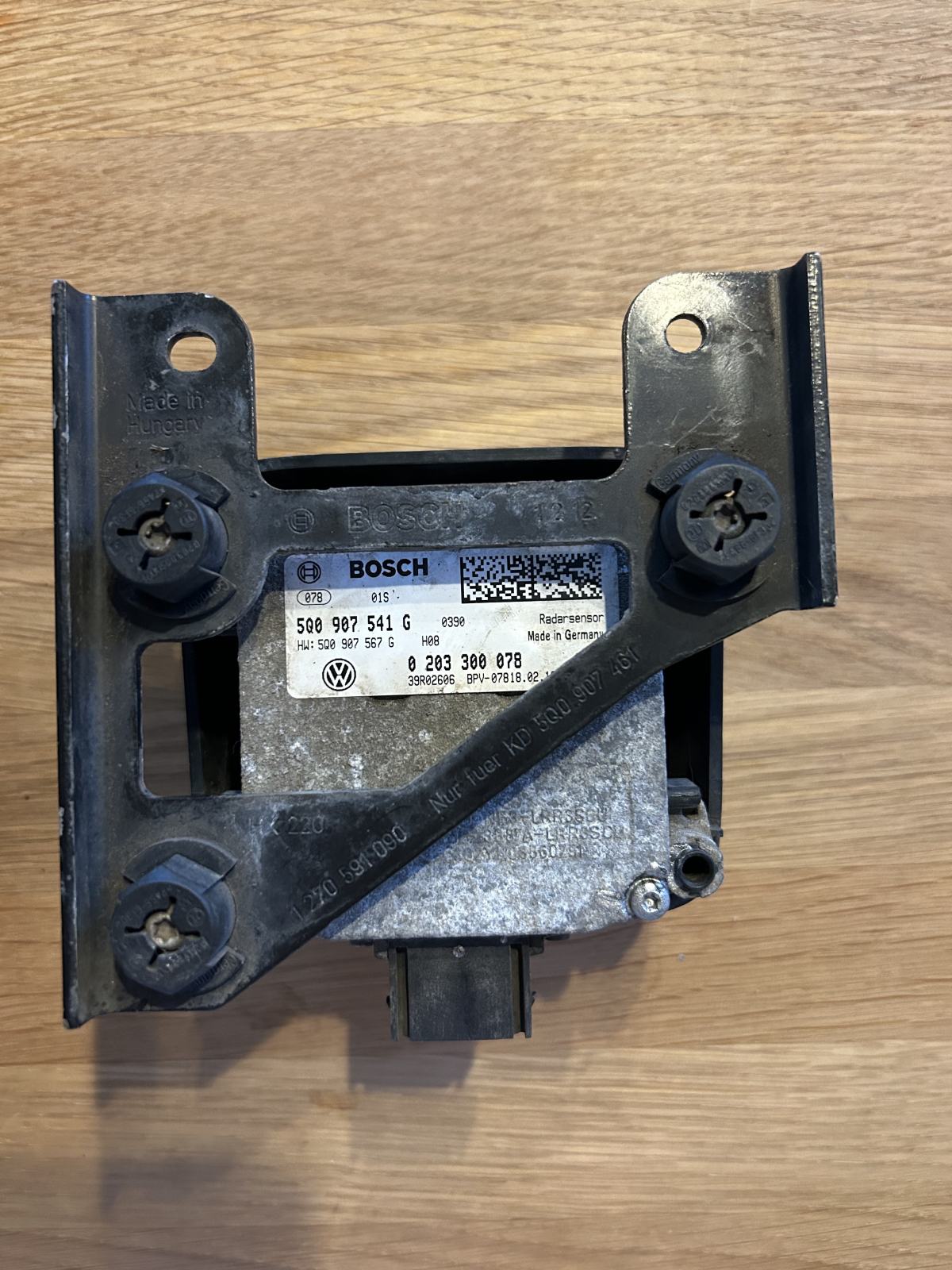 Radarski senzor sustava Distronic