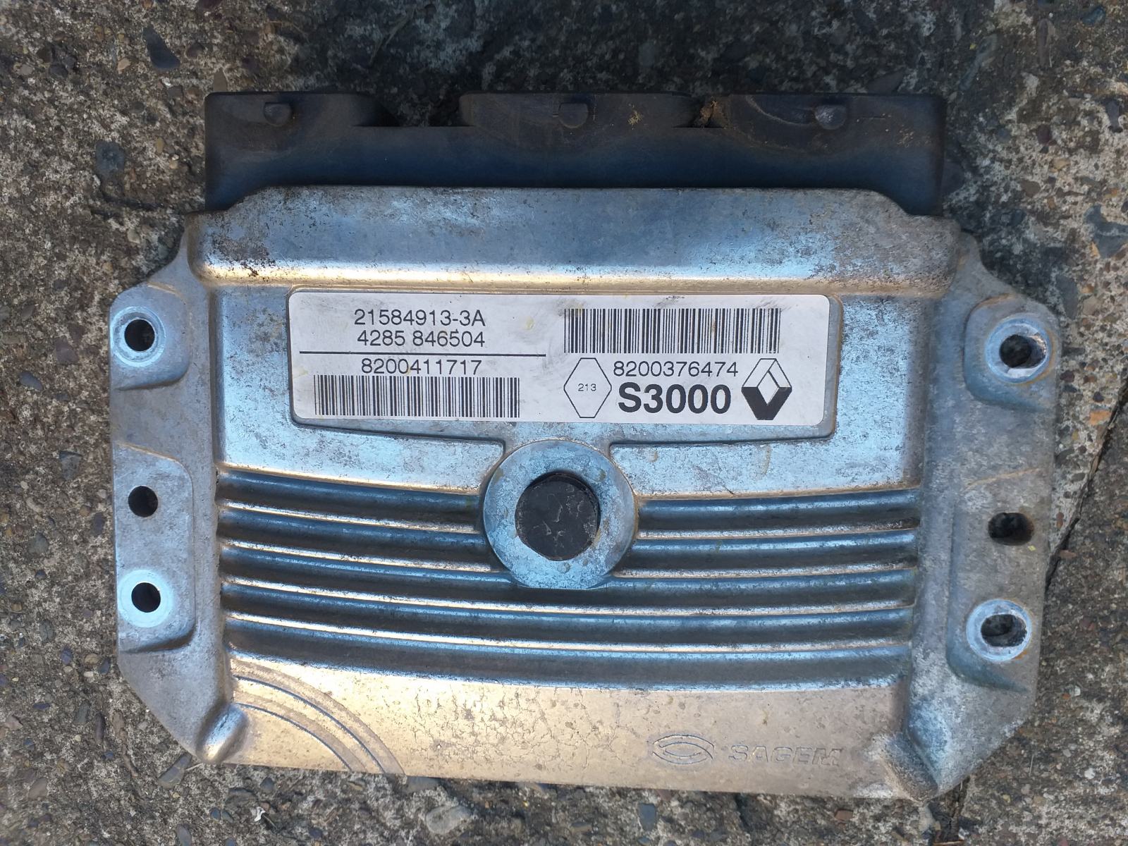 Kompjuter motora Renault Modus 1.6 motor ECU 8200376474