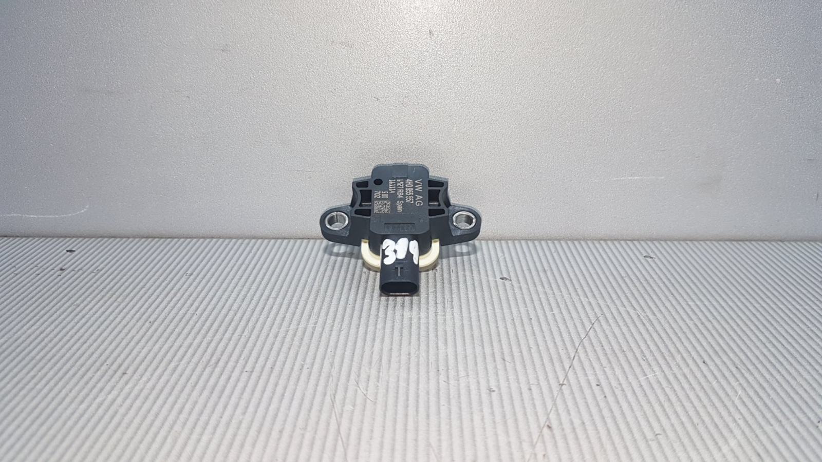SENZOR AIRBAGA AUDI A6 4G > 14-18 4H0955557