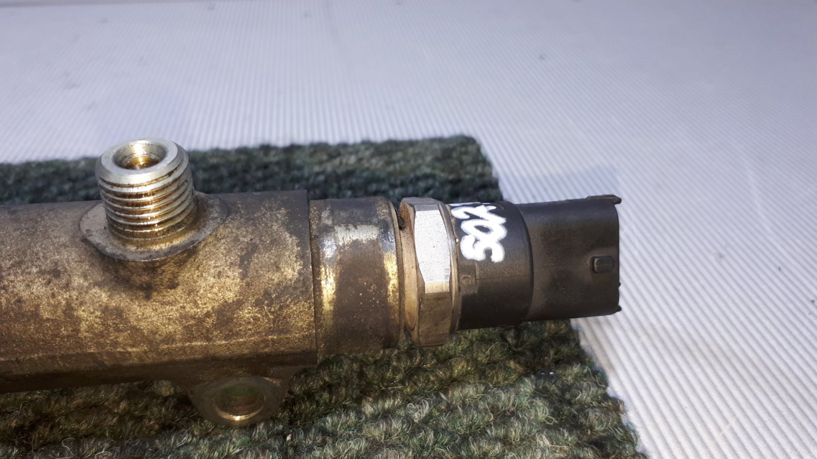 SENZOR PRITISKA GORIVA FIAT DUCATO > 02-06 281002534