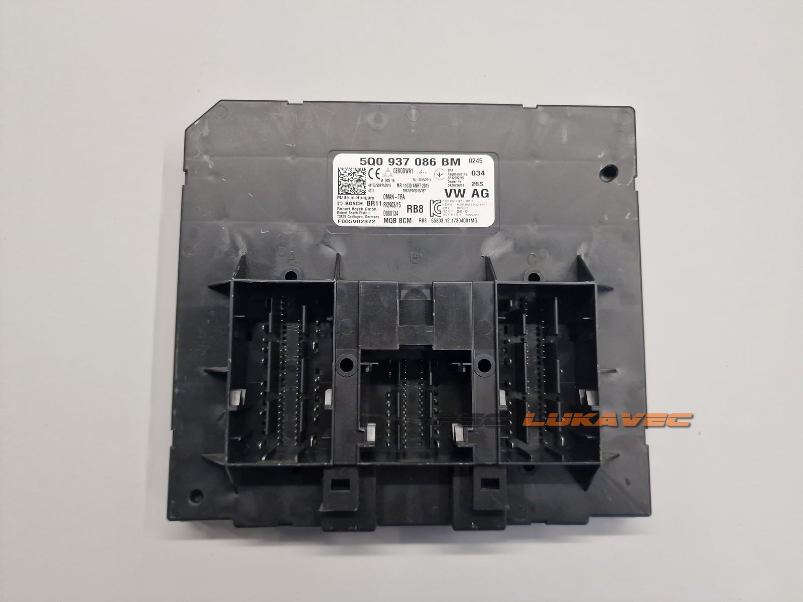 VW PASSAT B8 KOMFORT MODUL 5Q0937086BM F005V02372 BOSCH