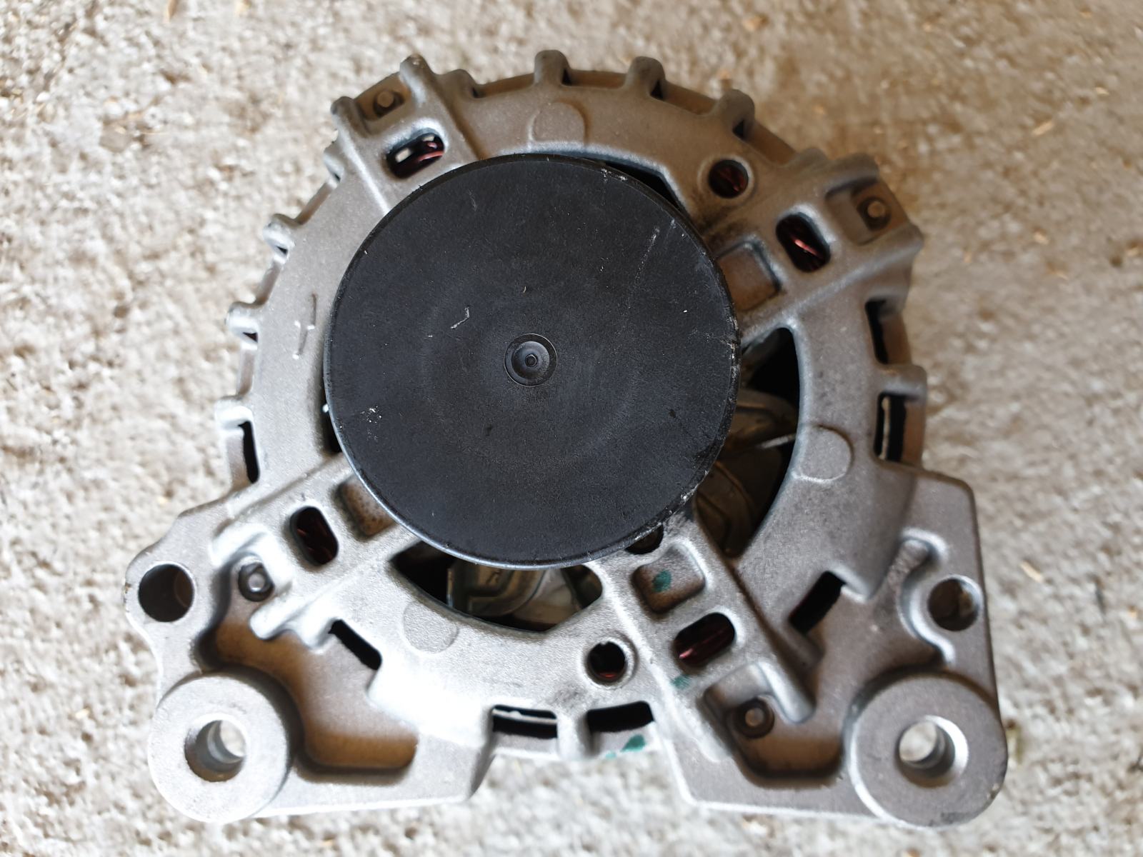 VW Polo 1.0i 12V 2014-2020 - ALTERNATOR