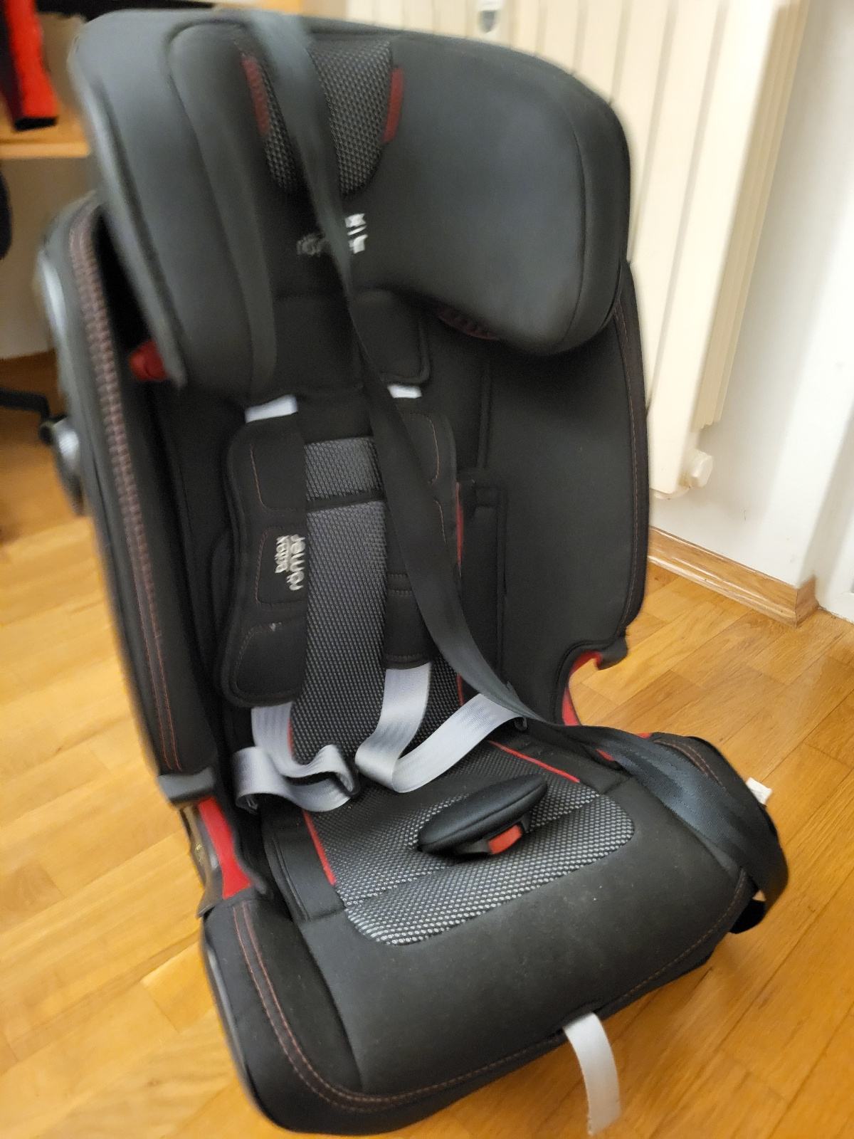 Britax Romer Advansafix IV R Air black