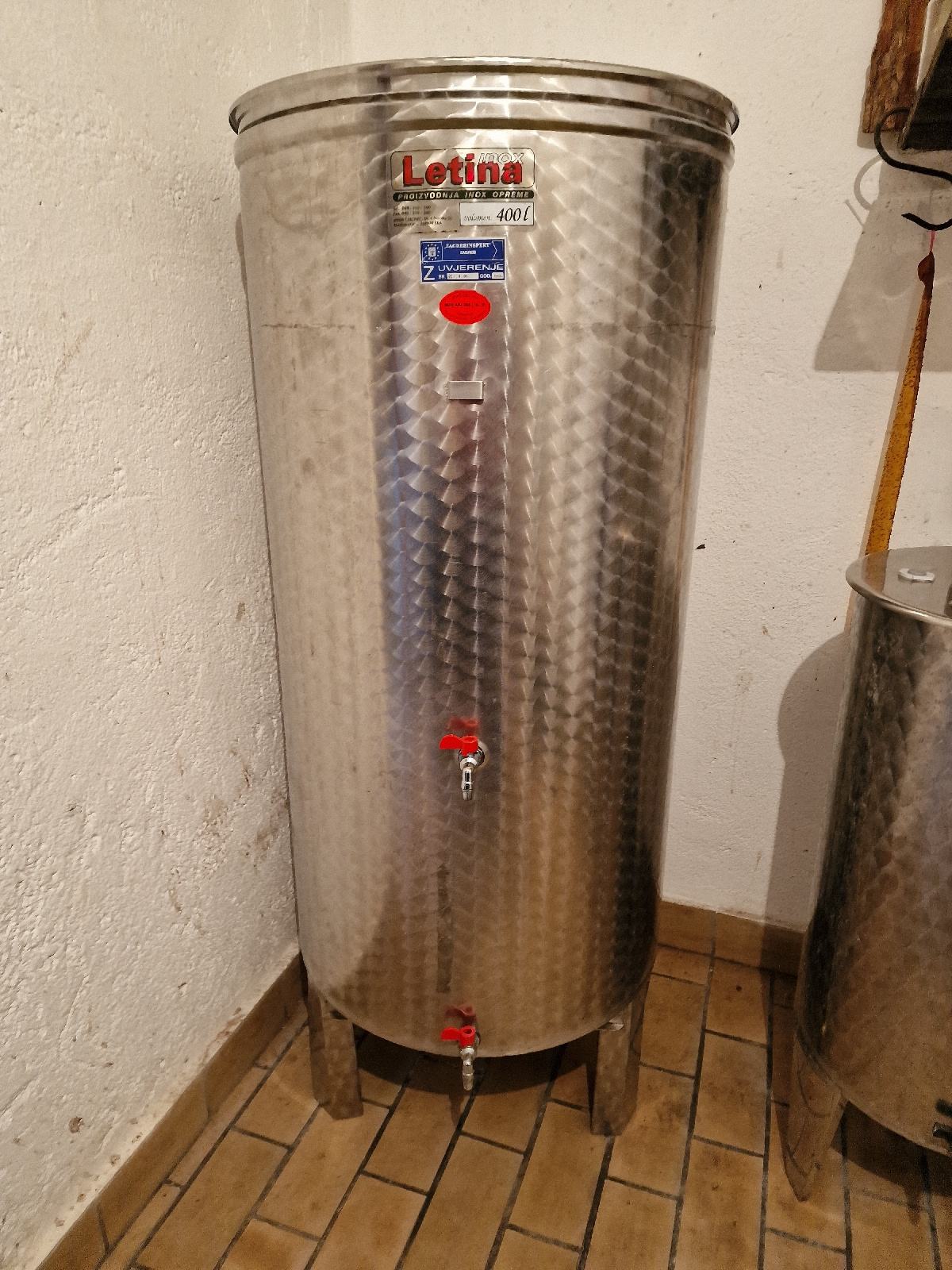 Inox bačva Letina 400 l