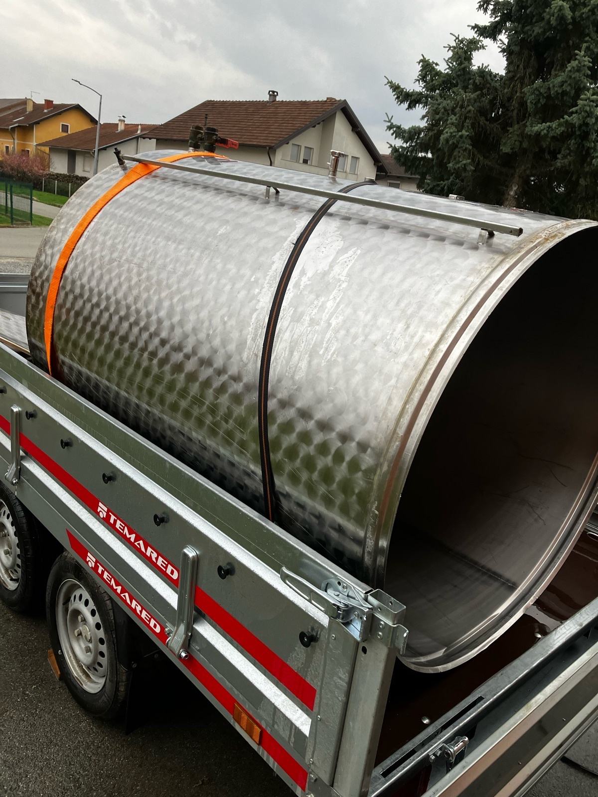 Letina inox bačva 1500L