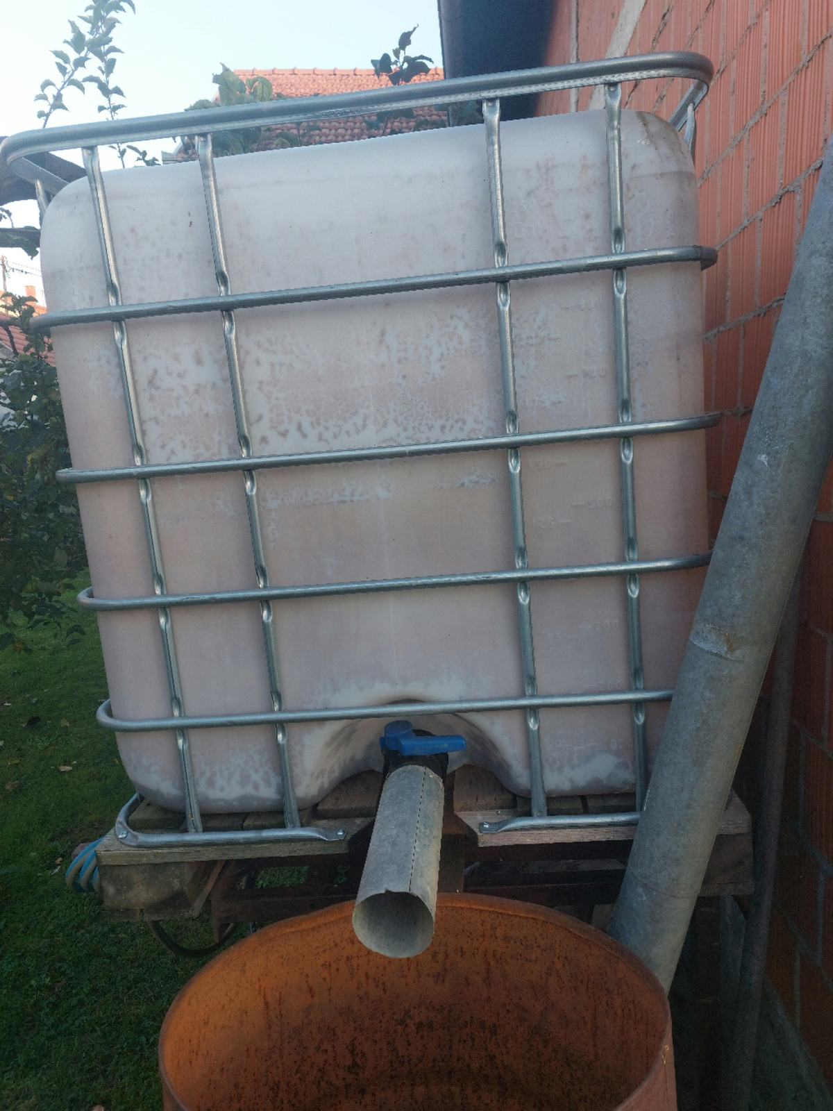 Spremnik za vodu 1000l