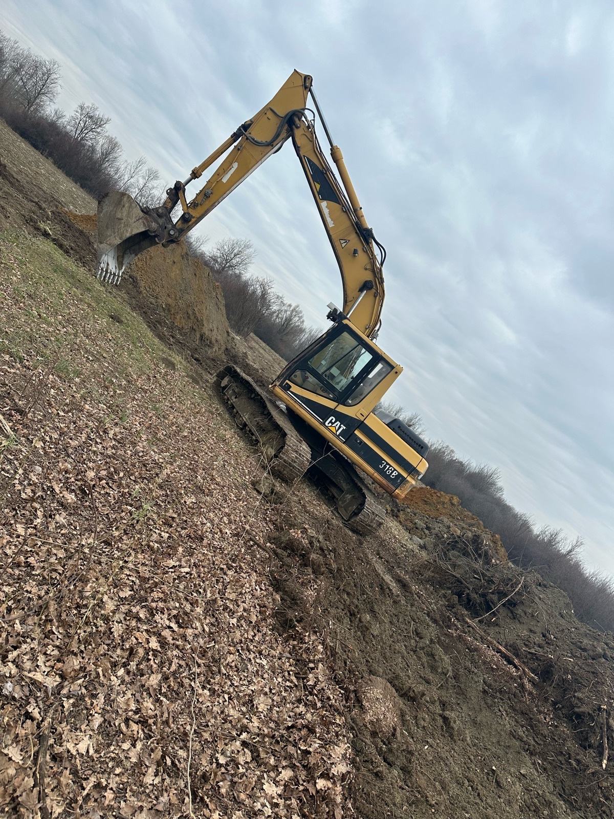 CAT 318 BL