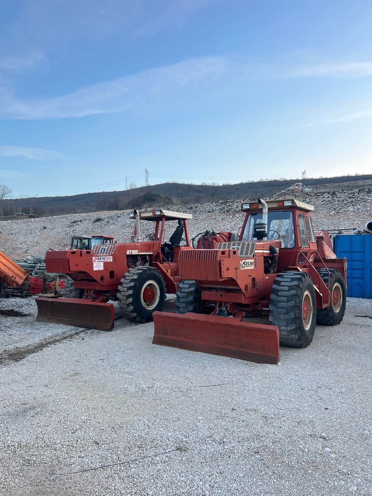 Ditch Witch RT185 2komada