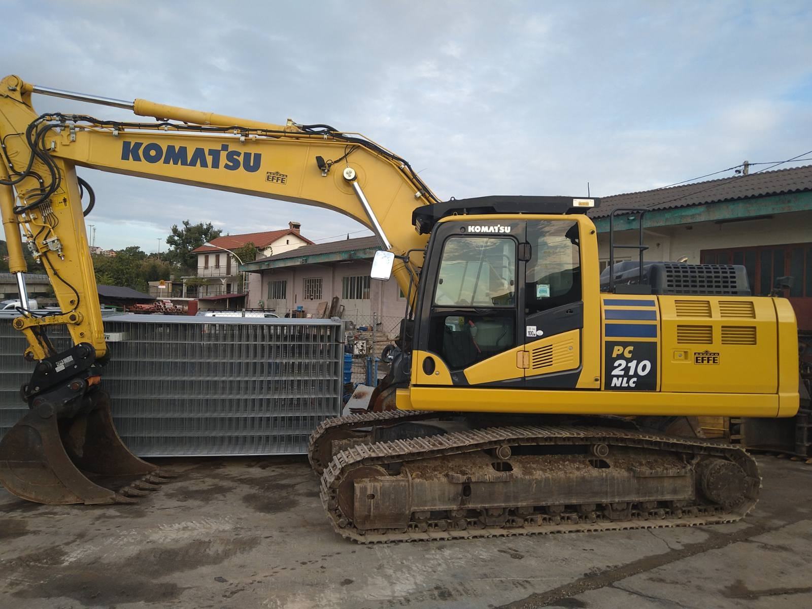 KOMATSU PC 210NLC -11