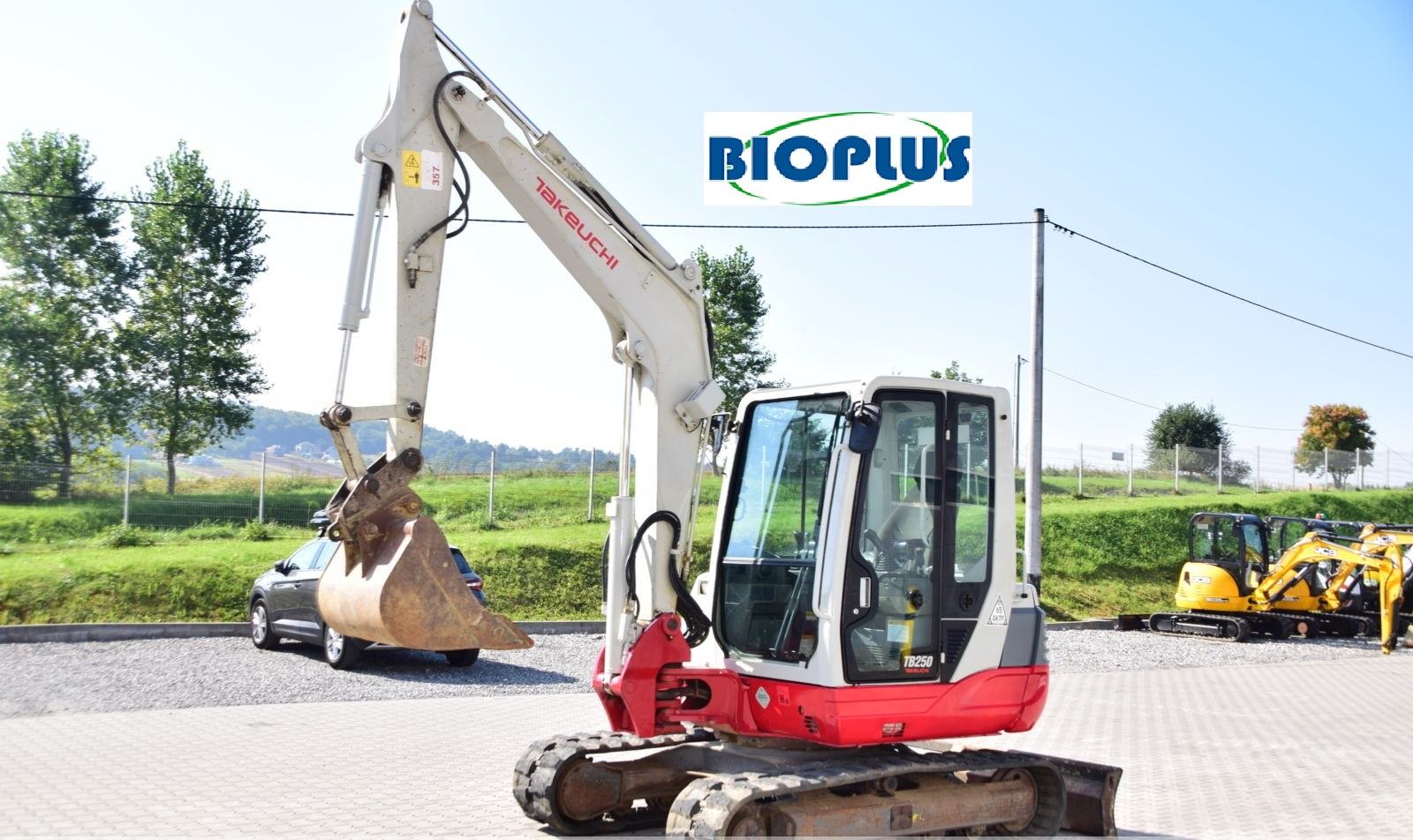 MINIBAGER TAKEUCHI TB250 GODINA 2014 RADNI SATI 3541