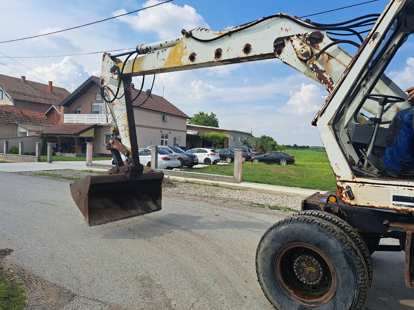 BAGER TOČKAŠ ,FAUN , 14 T. PRODAJEM ILI MJENJAM