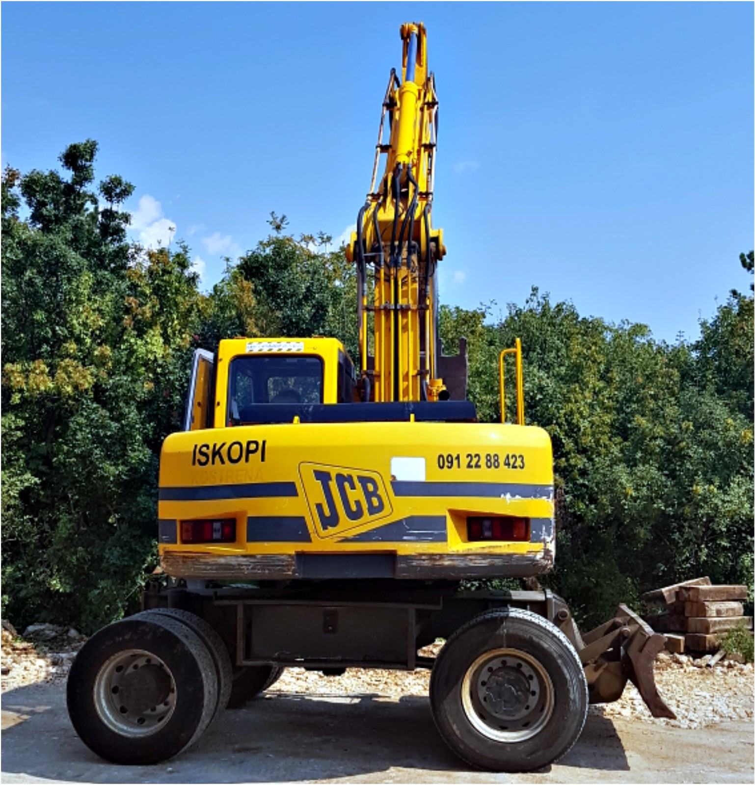JCB 160W