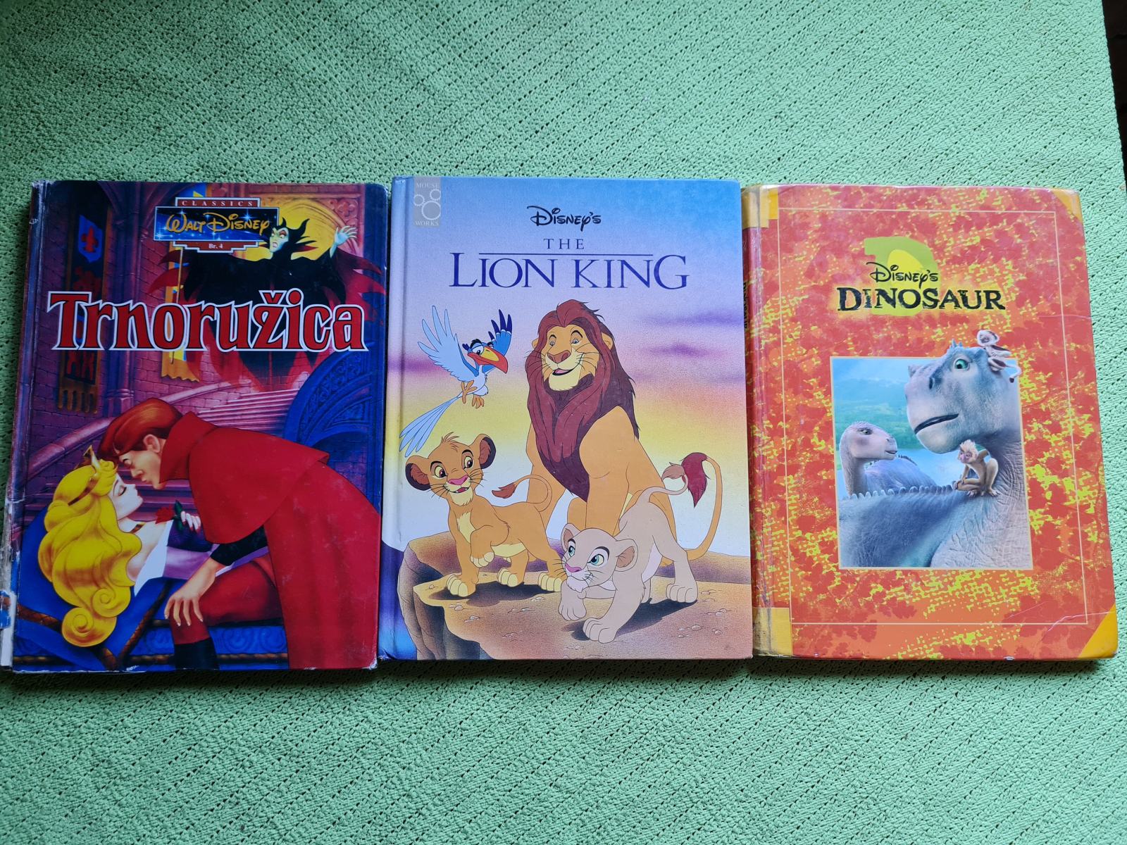 LOT Walt Disney slikovnice - 2 knjige