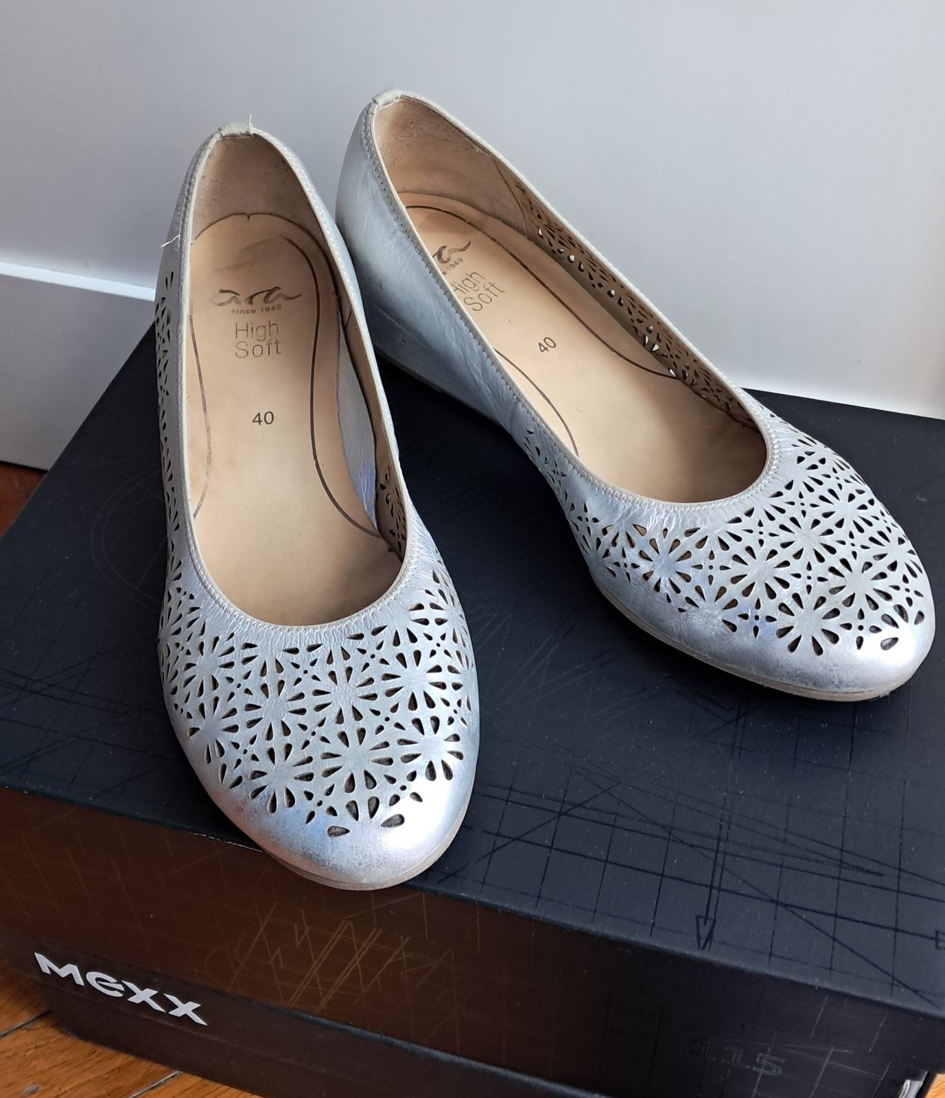 ARA balerinke s povišenom punom petom