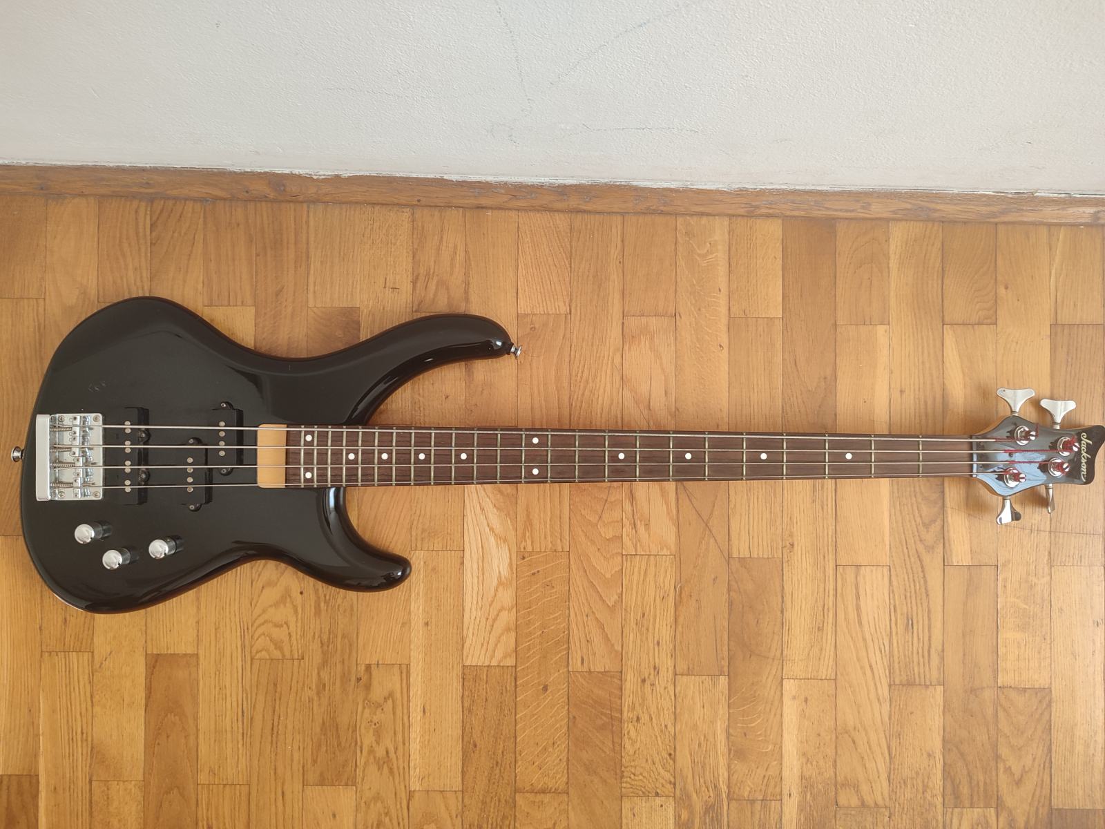 Jackson JS2 bas gitara