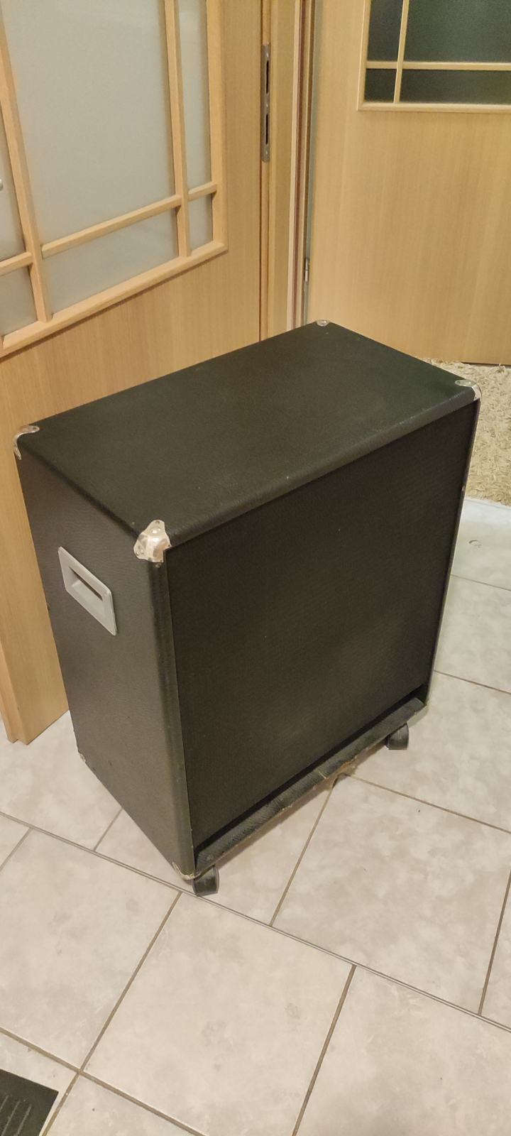 Bass box