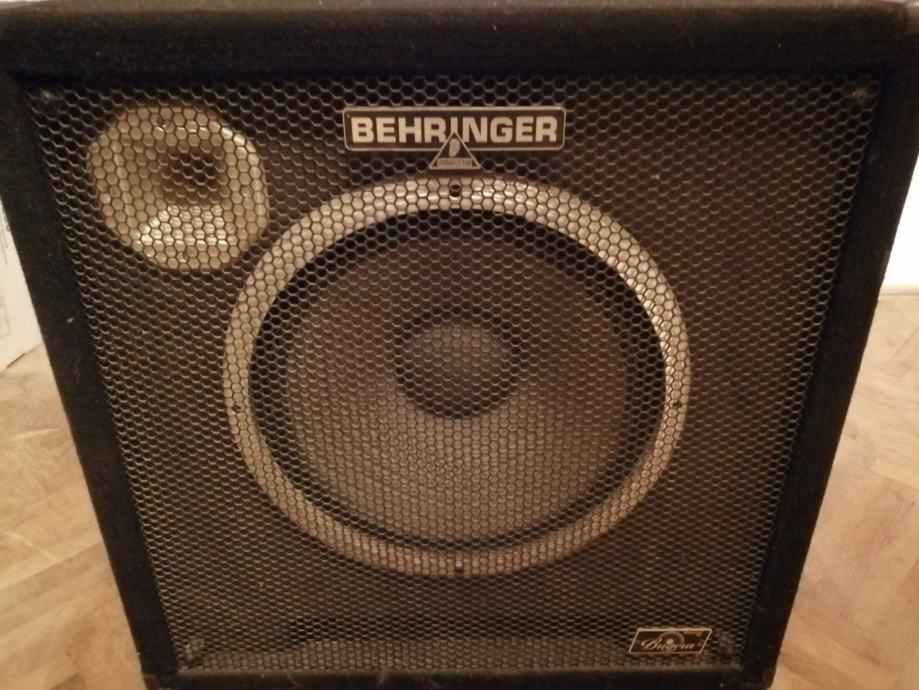 Behringer Ultrabass BB115